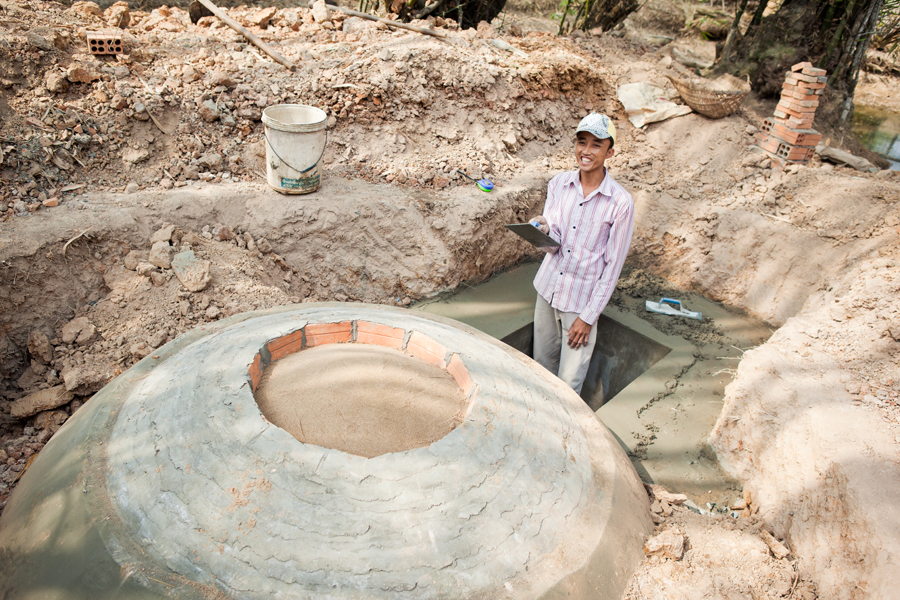 National Biodigester Programme wins first Energy for Life award | SNV