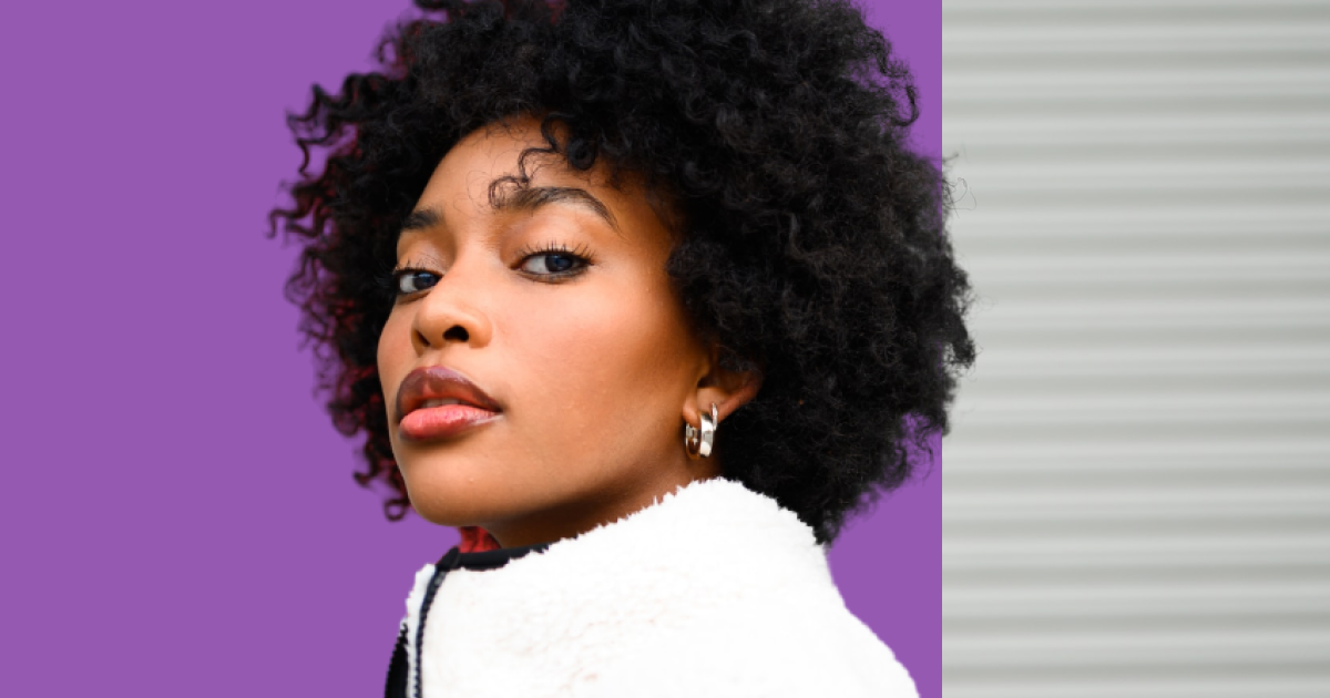 Change your photo background to purple for free | Photoroom