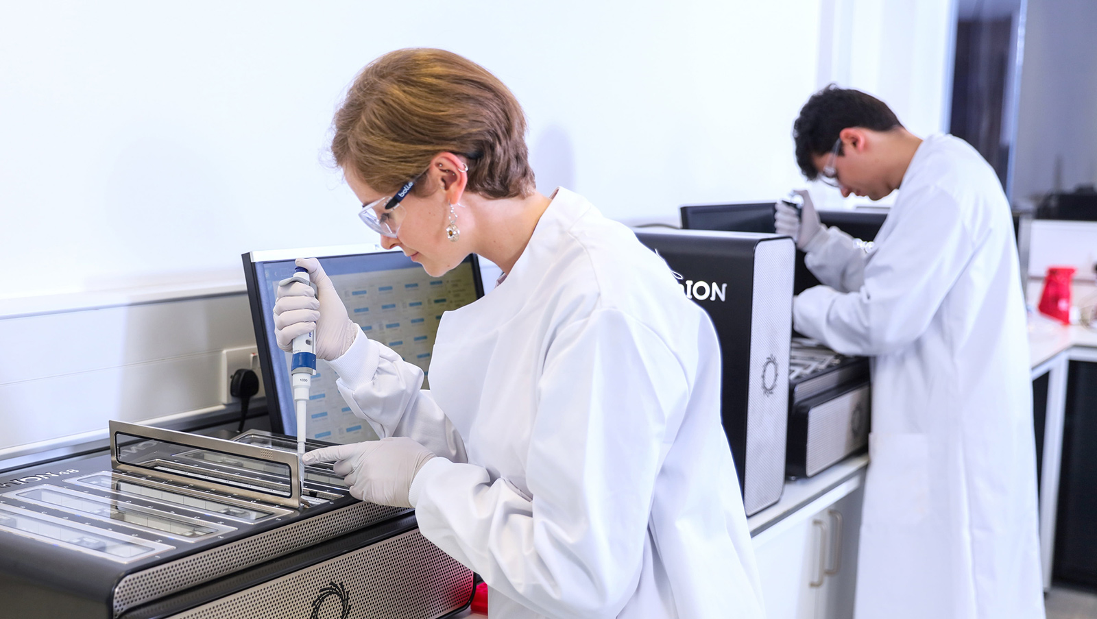 High intra-laboratory reproducibility of nanopore sequencing in ...