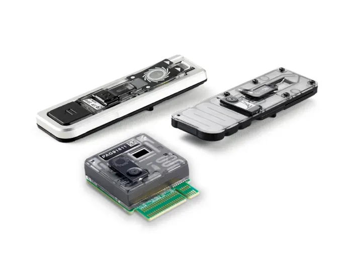 Oxford Nanopore flow cells and sequencing devices