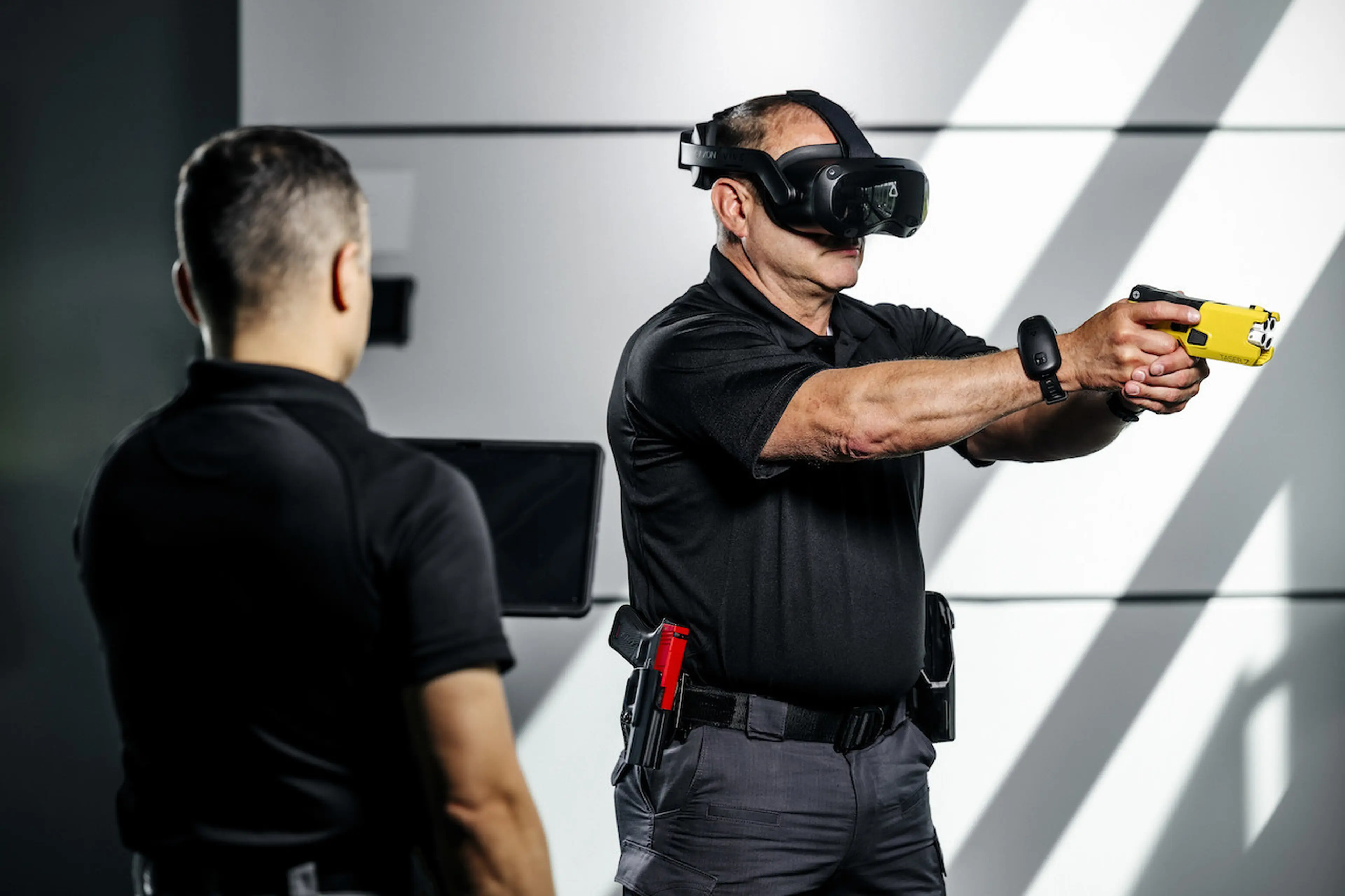 How Virtual Reality Is Transforming the Way Phoenix PD Trains - Axon.com