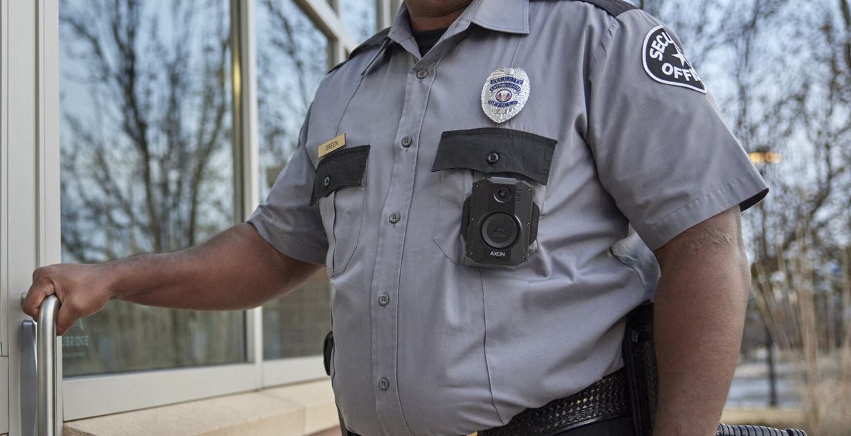 Advantages of body-worn cameras for security professionals - Axon.com