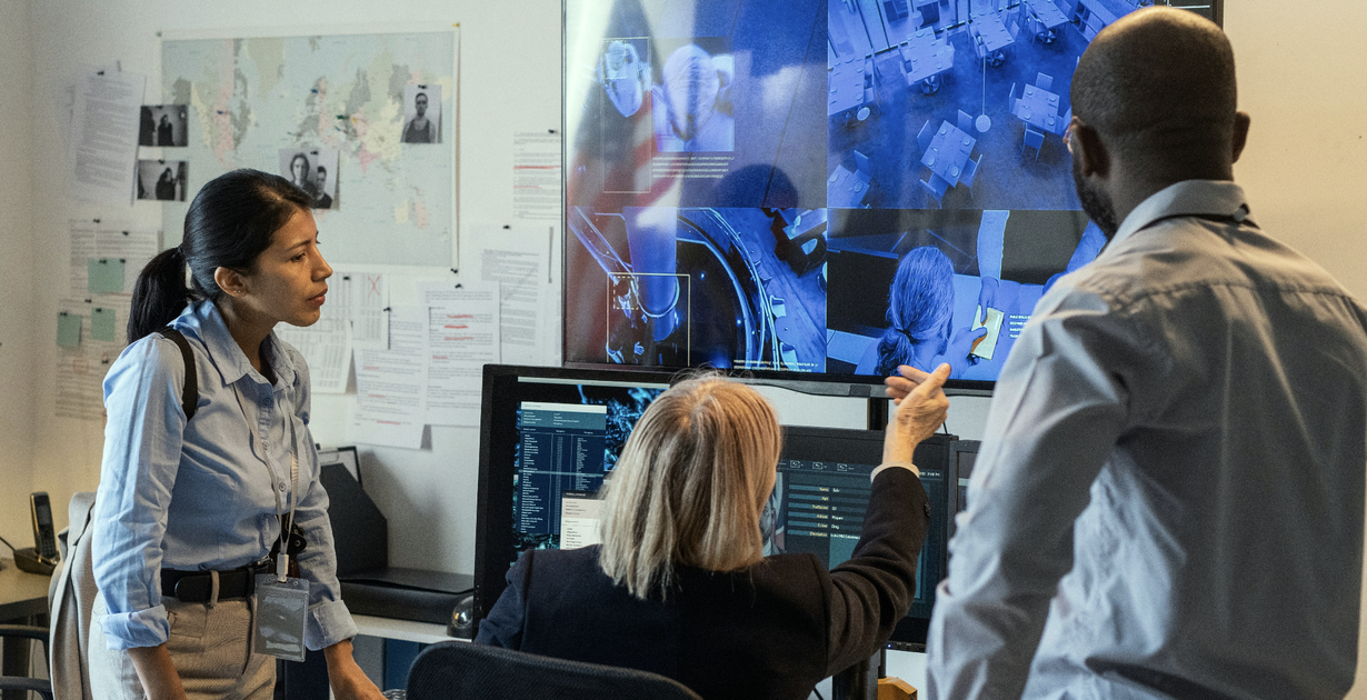 Real-time crime center in the cloud: the next generation of police ...