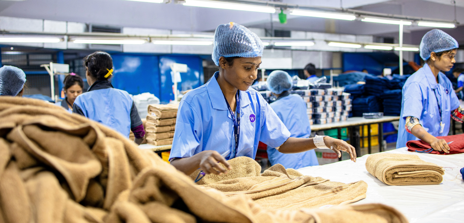Hiring Workers from Overseas: 10-Step Guide for Success