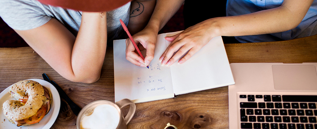 Why Handwriting Enhances Memory & Creativity in Hybrid Teams