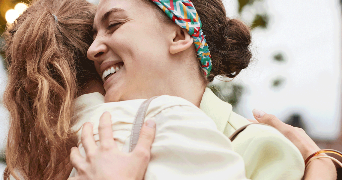 Så kramas du för bättre hälsoeffekter - Doktor.se