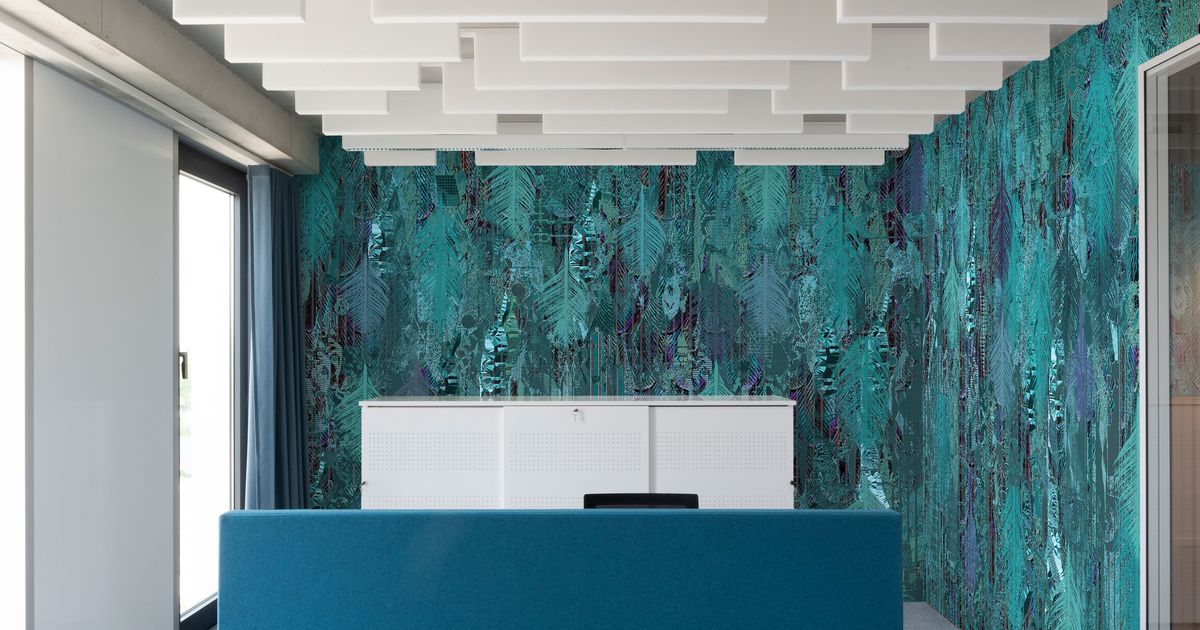 DJ | The Panache Blue