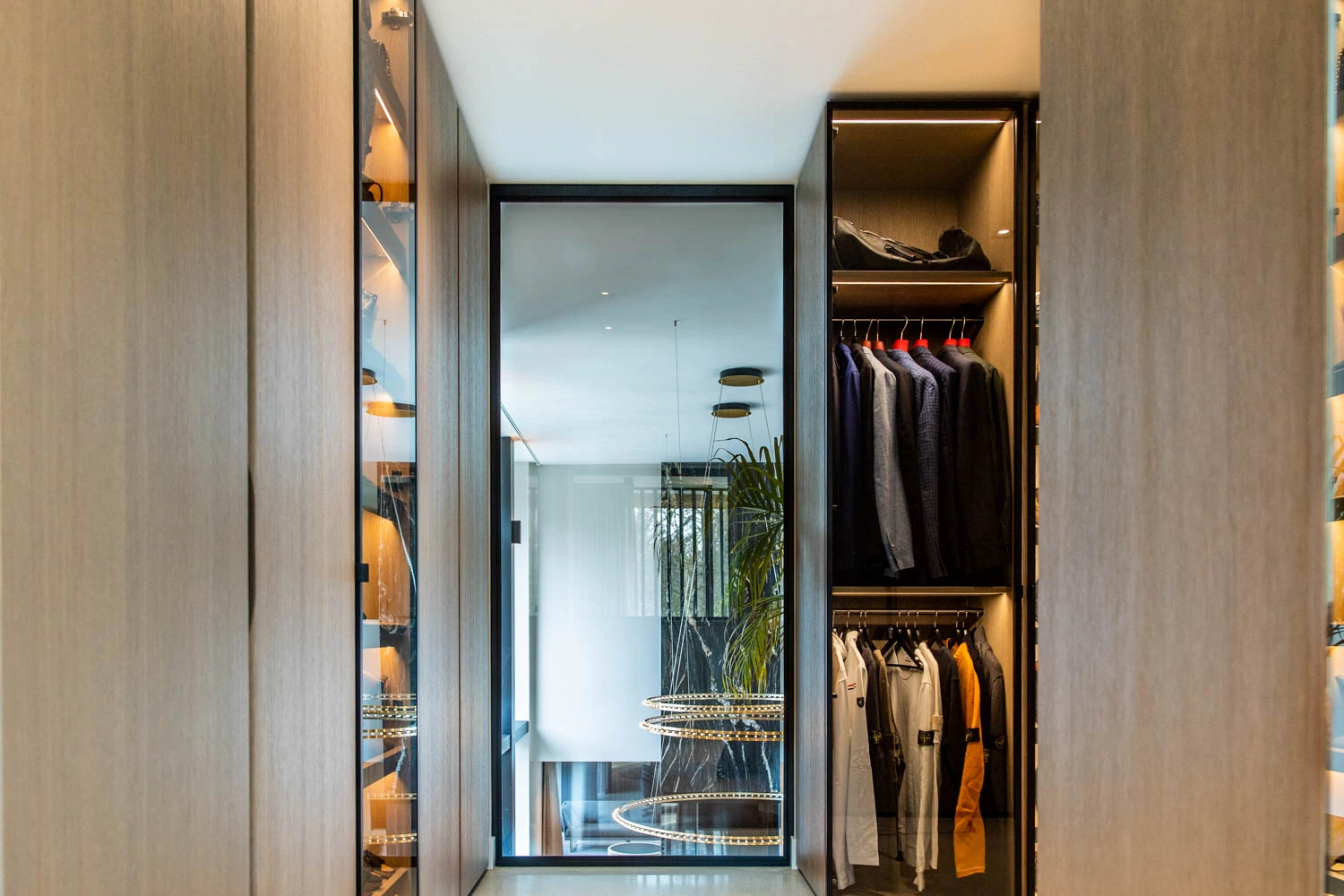 Shower Doors, Screens and Dressing Room Cabinets - ENVO