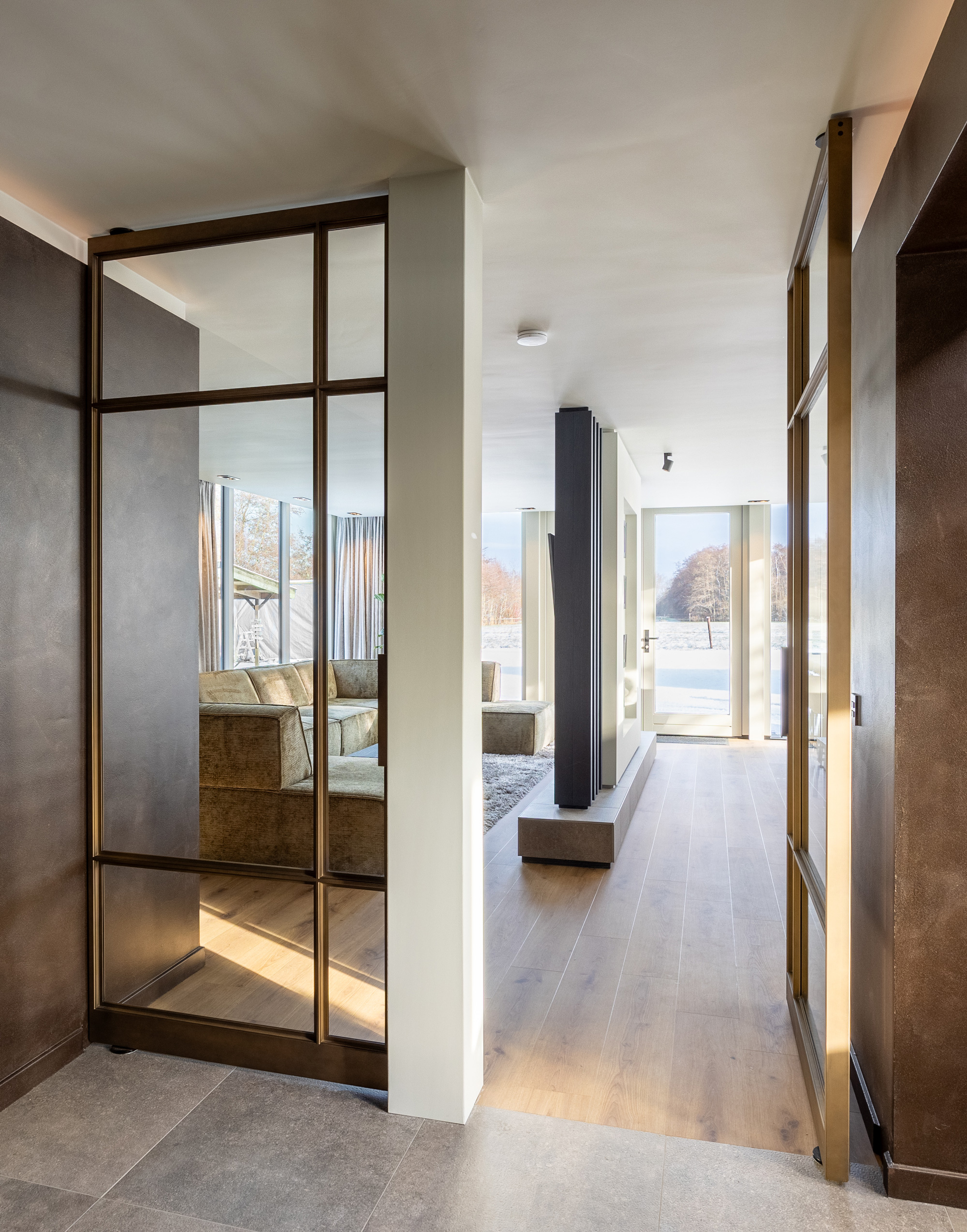 Pivoting Steel Doors - ENVO