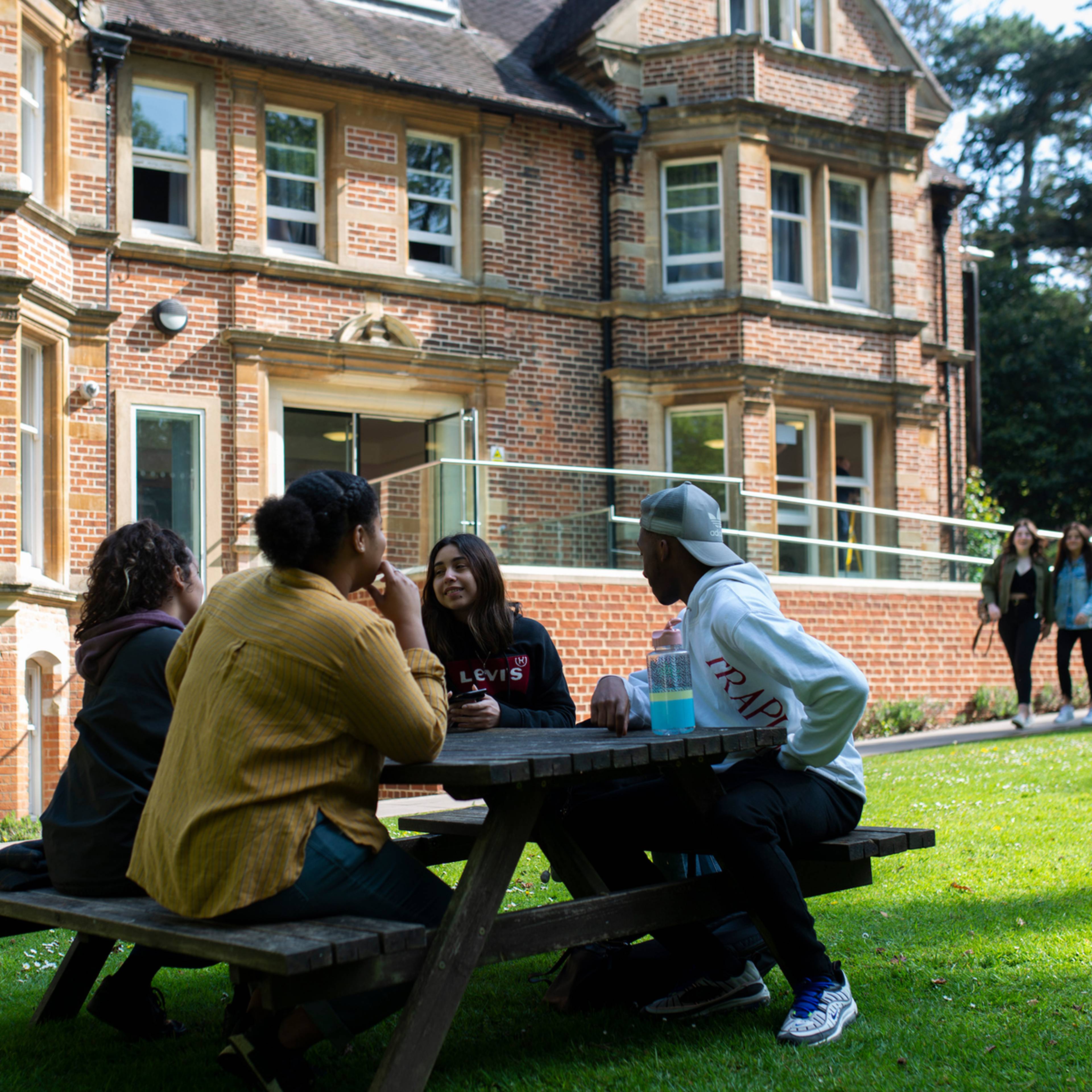 Classmates from around the world | EF Academy Oxford
