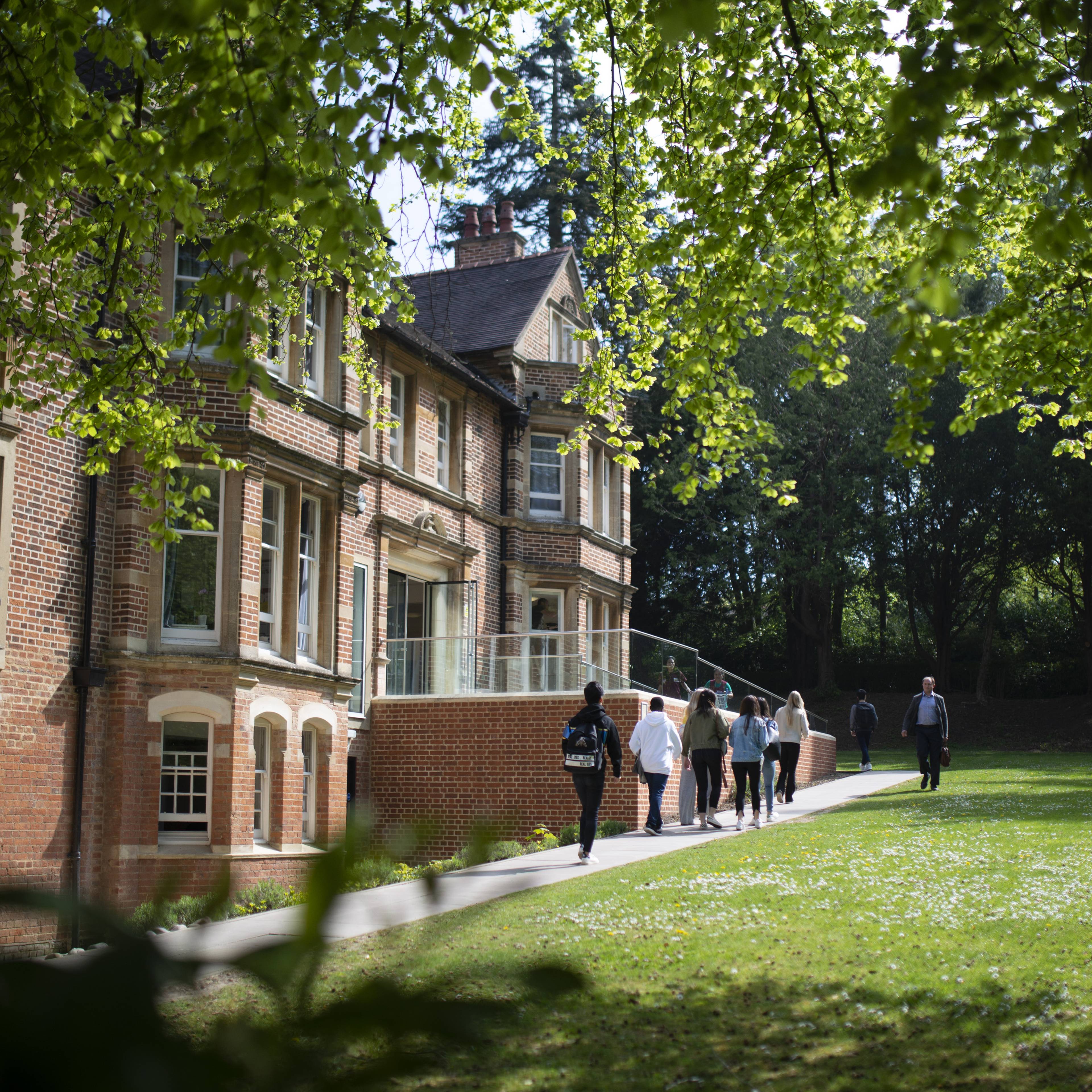 Welcome to EF Academy Oxford