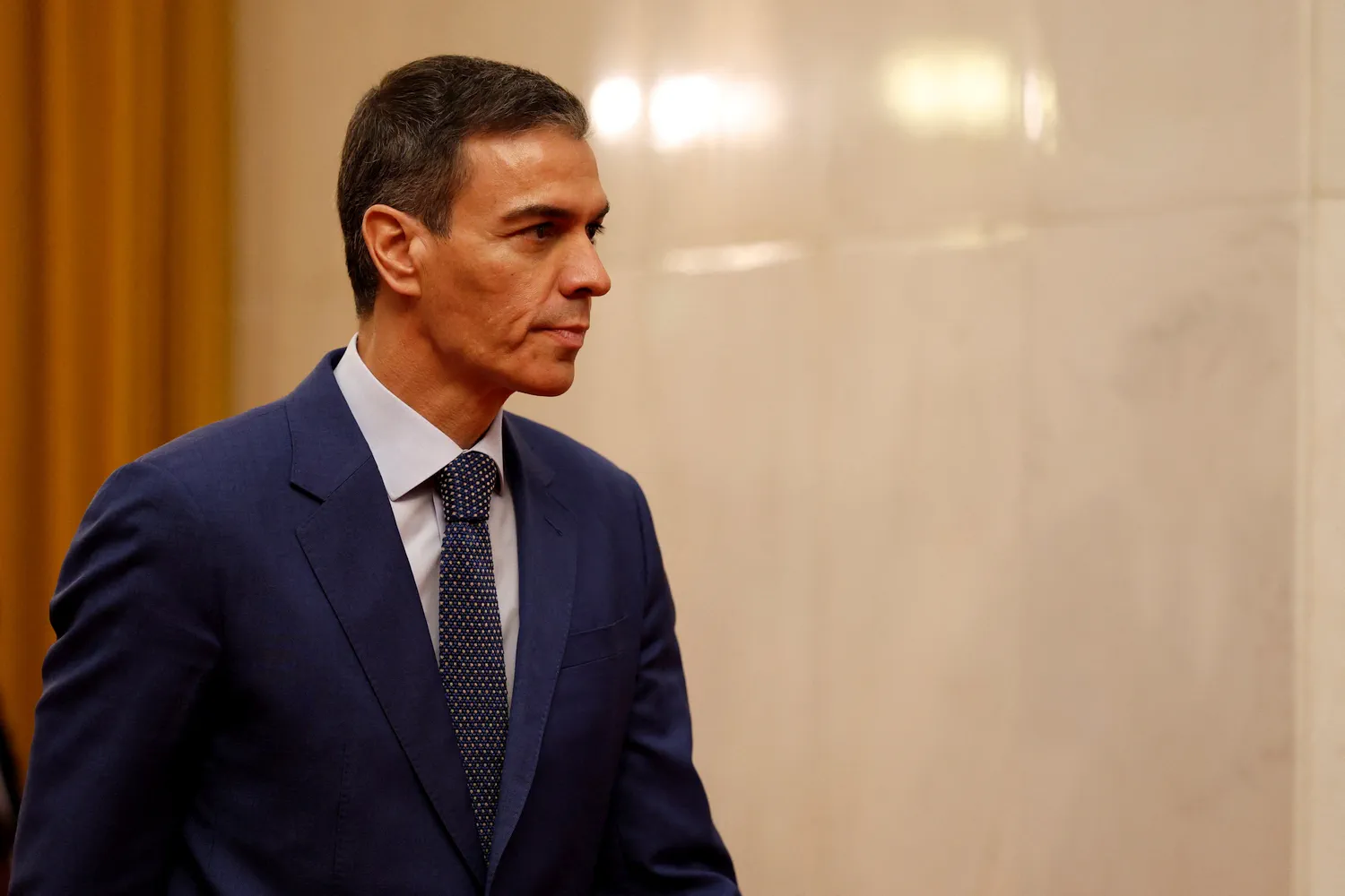Waarom Sánchez linkser beleid voert dan hij eigenlijk wil – MO*