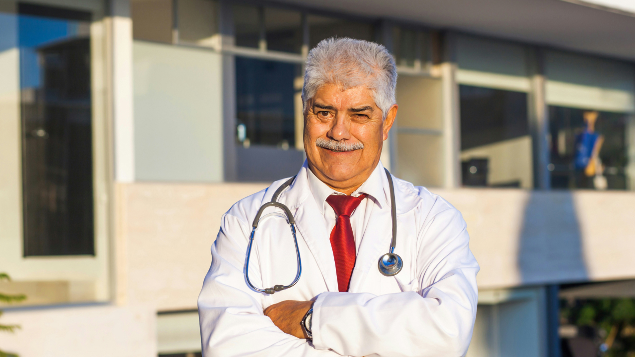 Raul in Los Angeles uses bitcoin to support his family in Mexico