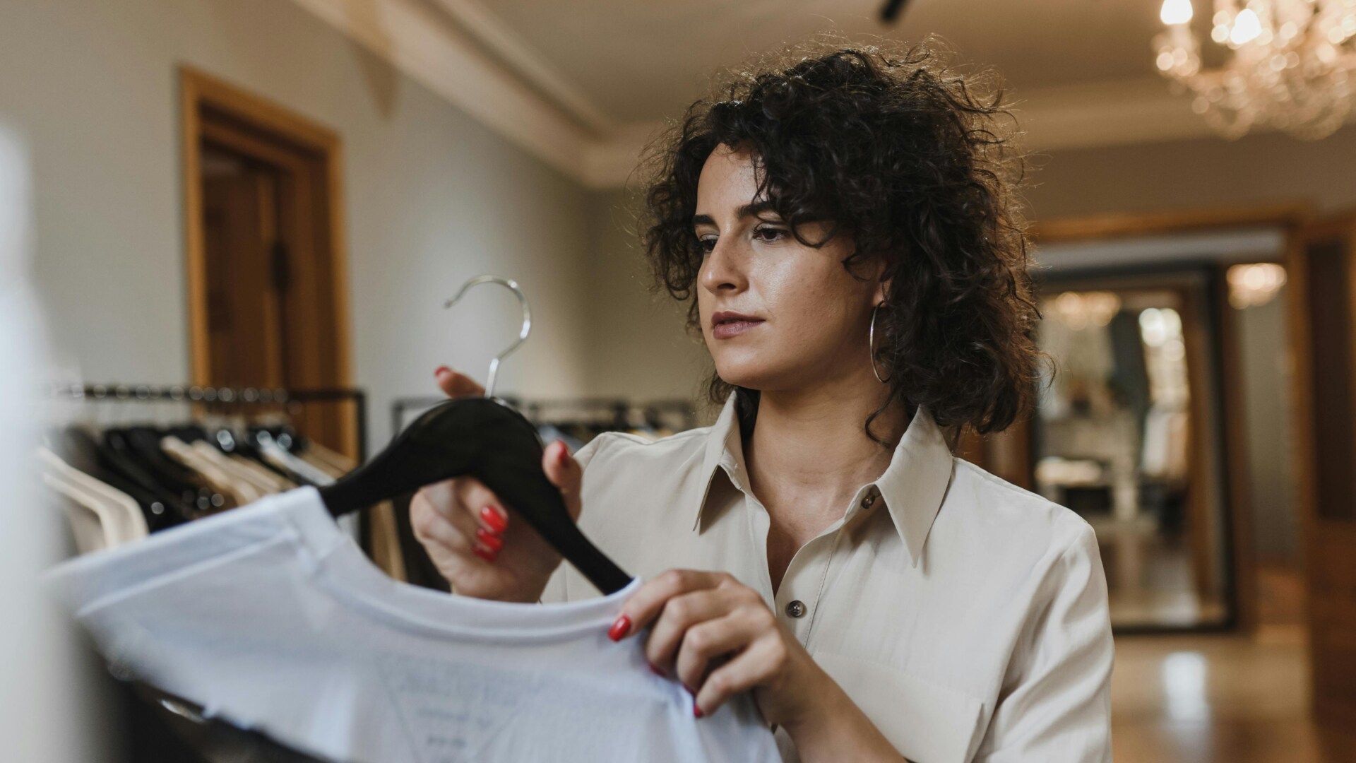 Jessica in San Francisco accepts bitcoin payments in her store