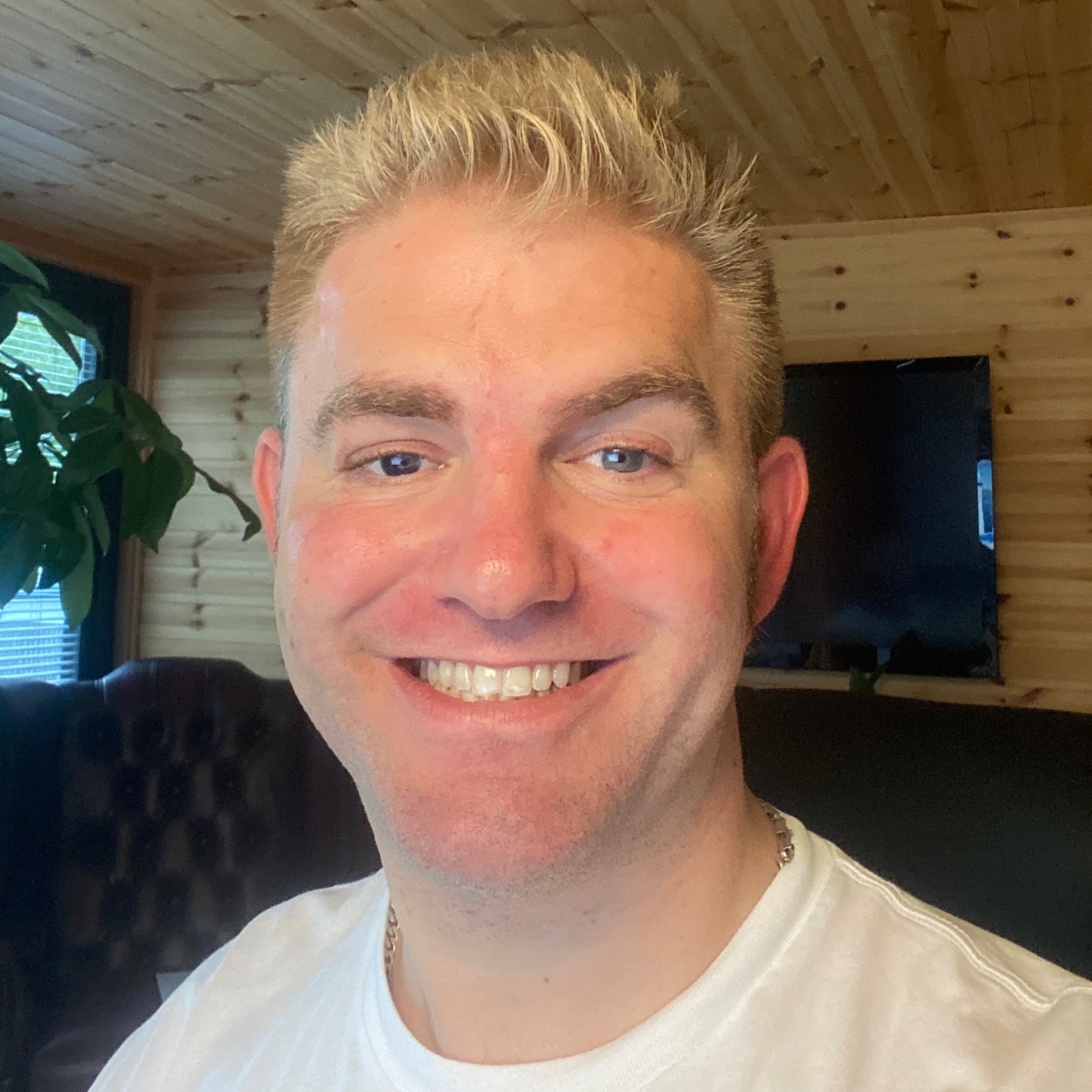 Brad Smith - Alignment of sales and marketing • Agiledrop