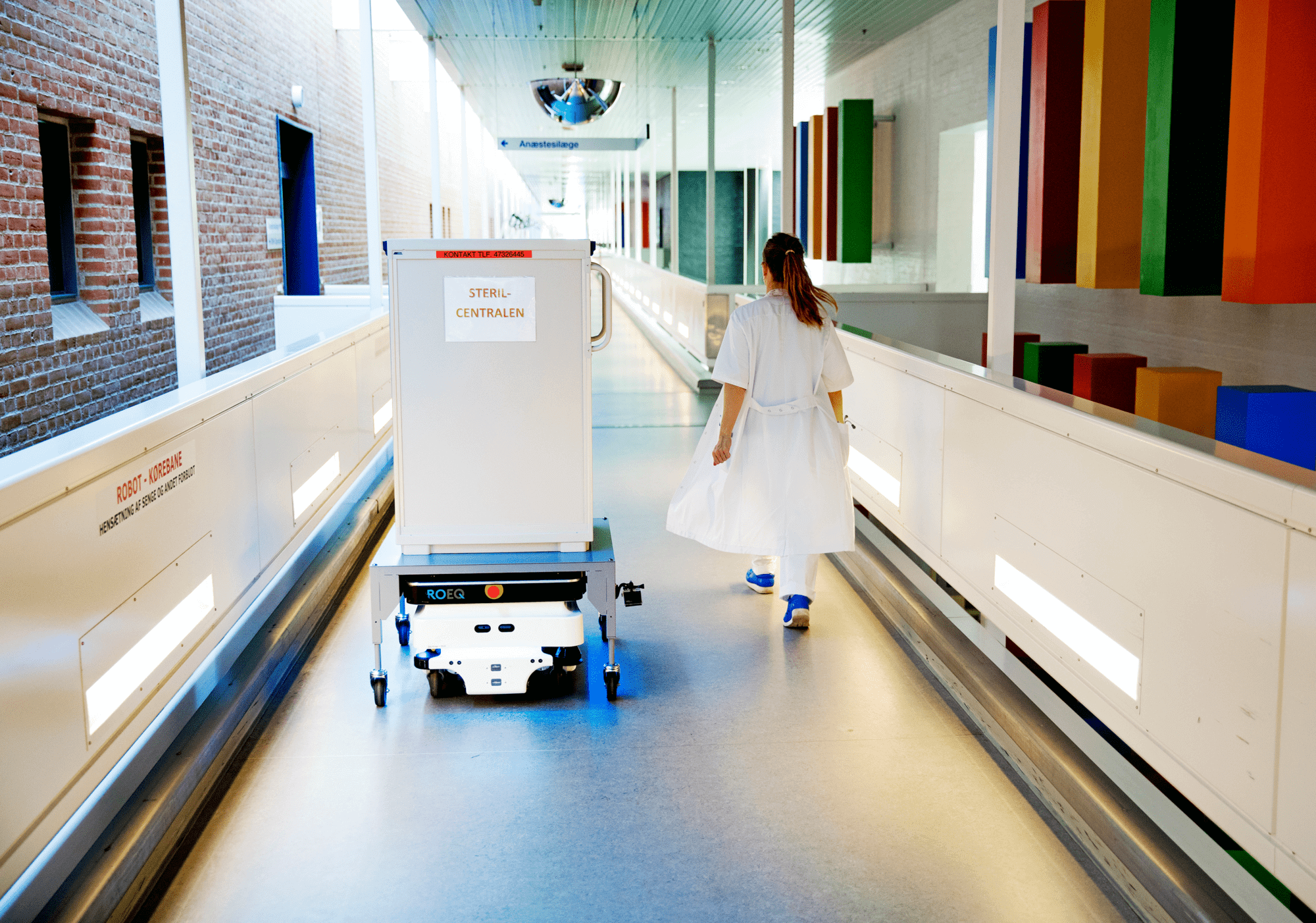 Mobile robots in the pharmaceutical industry
