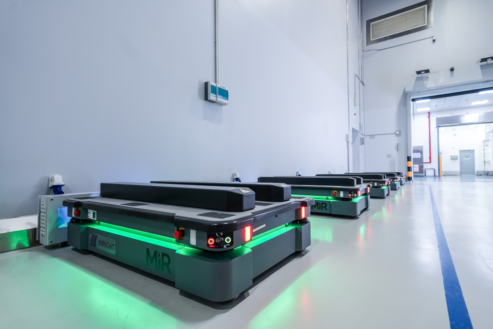 Industry 4.0 Automation - Boost Efficiency and Safety with MiR now