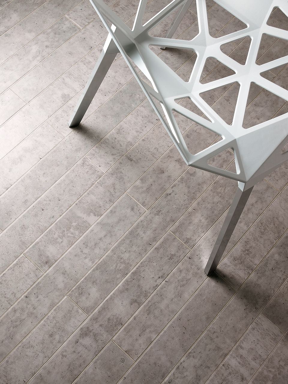 Exposed Concrete: Beautifully designed LVT flooring from the Amtico ...