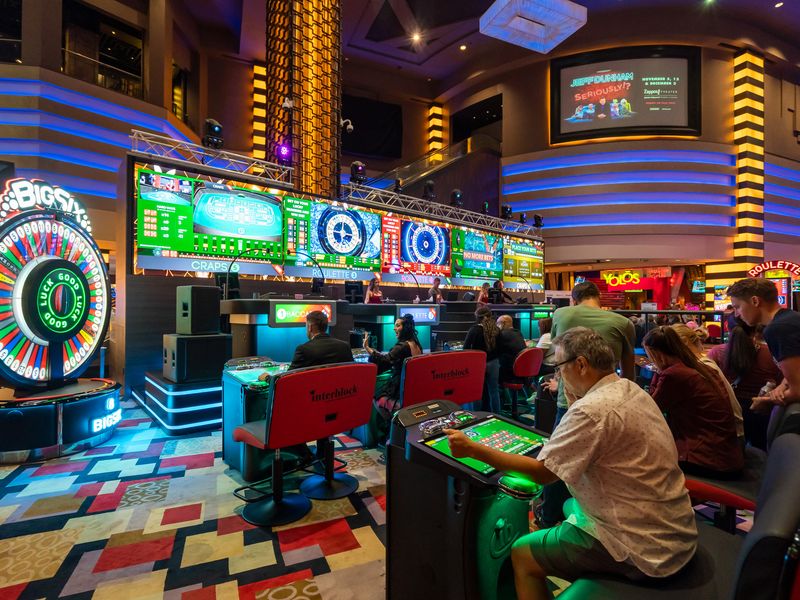 Experience Pulse Arena’s Fusion of Entertainment and Gaming ...