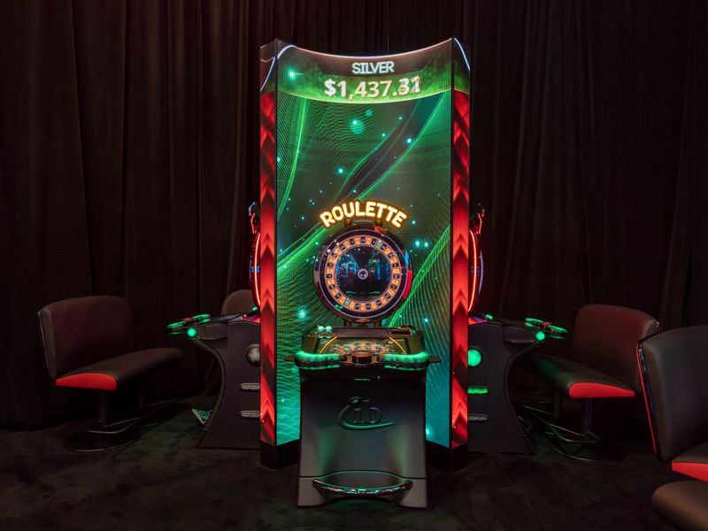 Behold the Midus Touch of Universal Cabinet Golden Ball Roulette ...