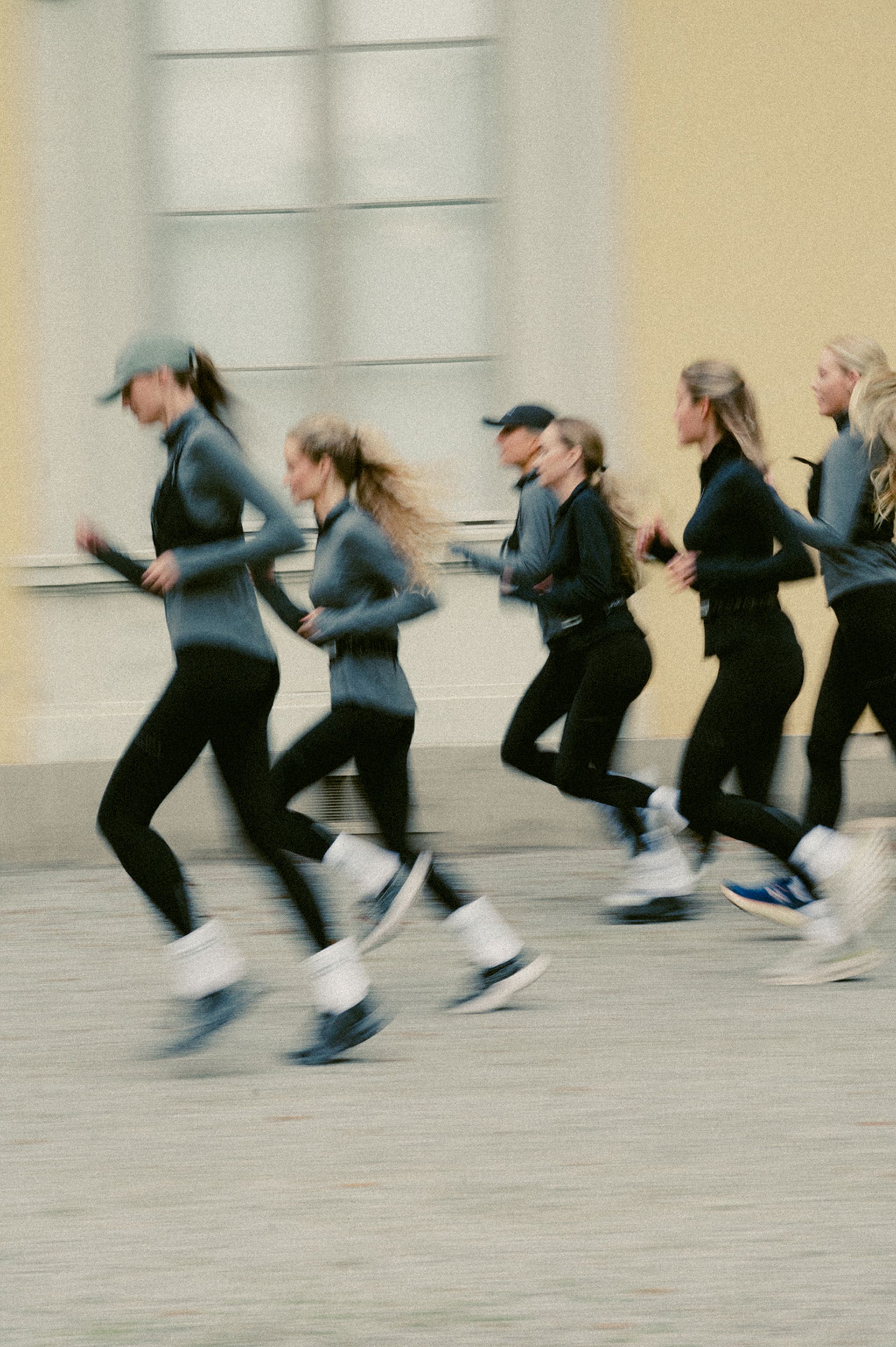 Run Through Fall | Röhnisch