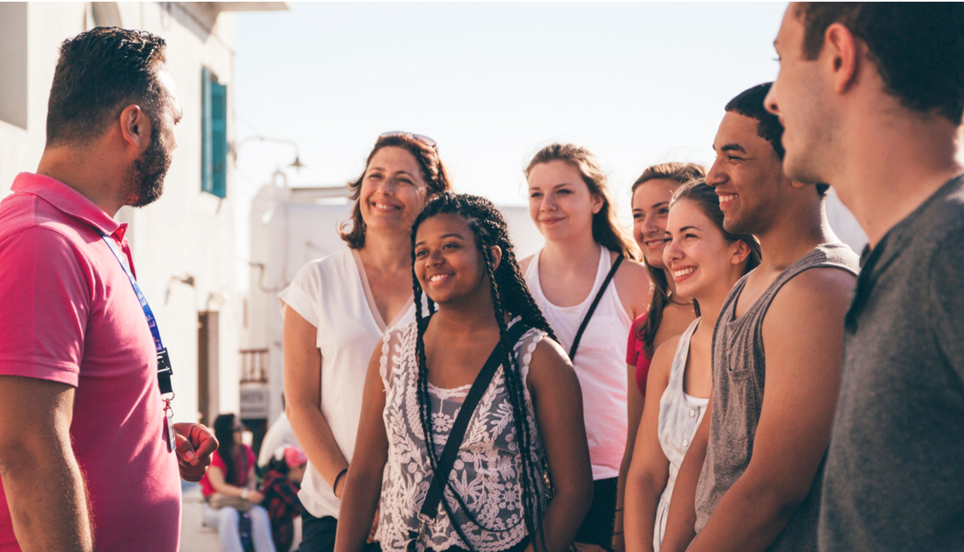 Take a Gap Year & Travel Around The World - EF Gap Year