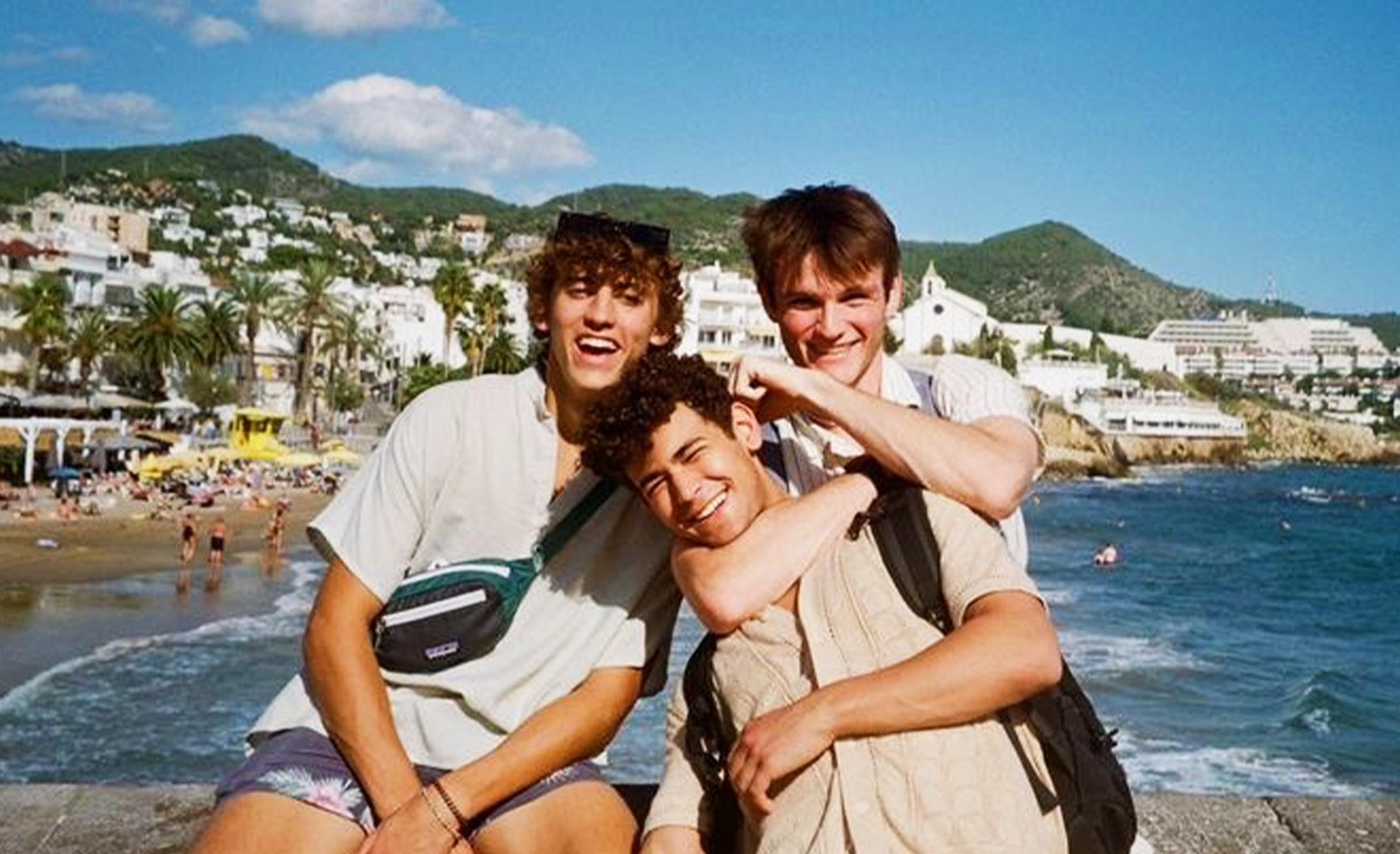 College Deferral Guide - EF Gap Year