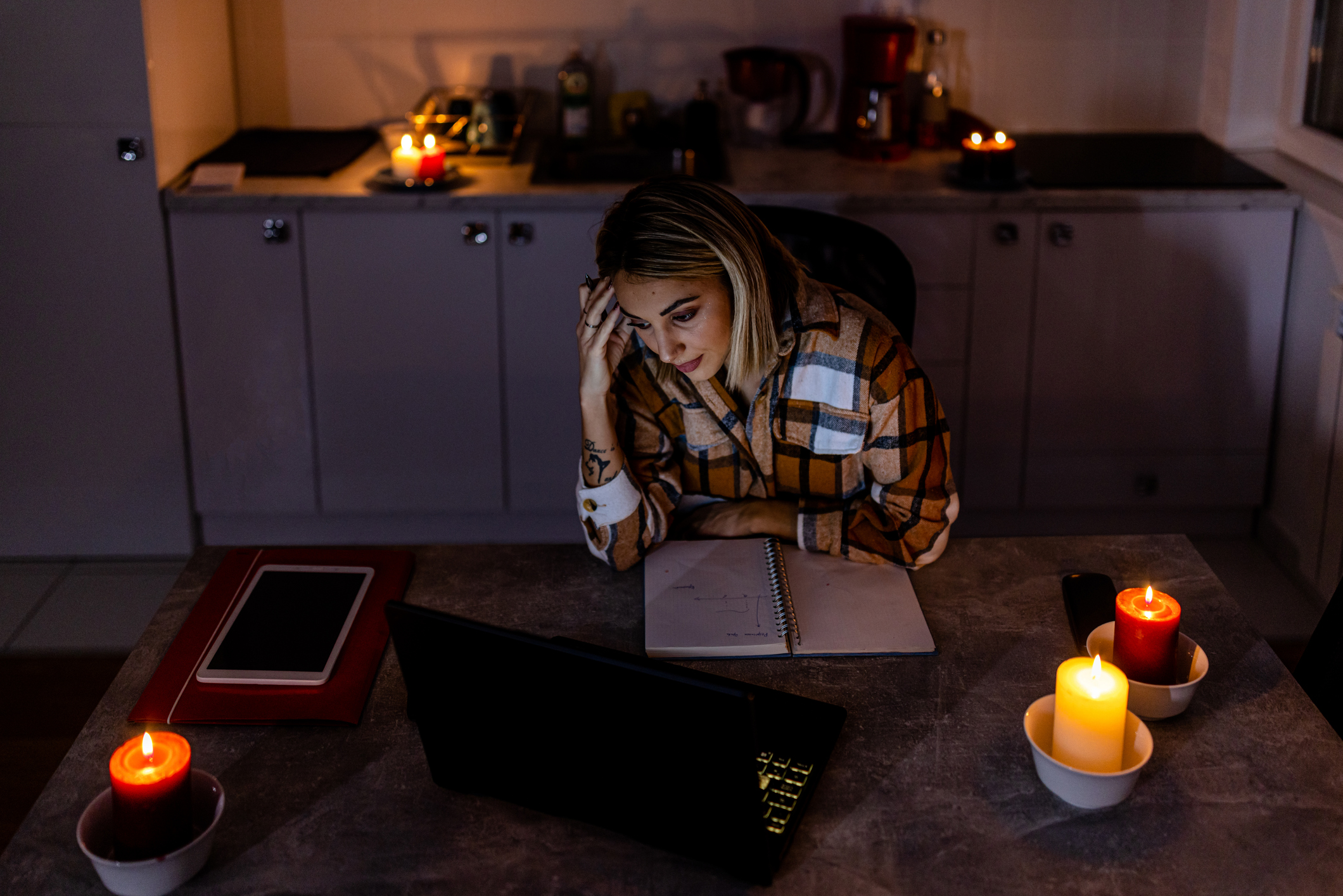 De gevolgen van een grote stroomstoring voor je werk | Intermediair