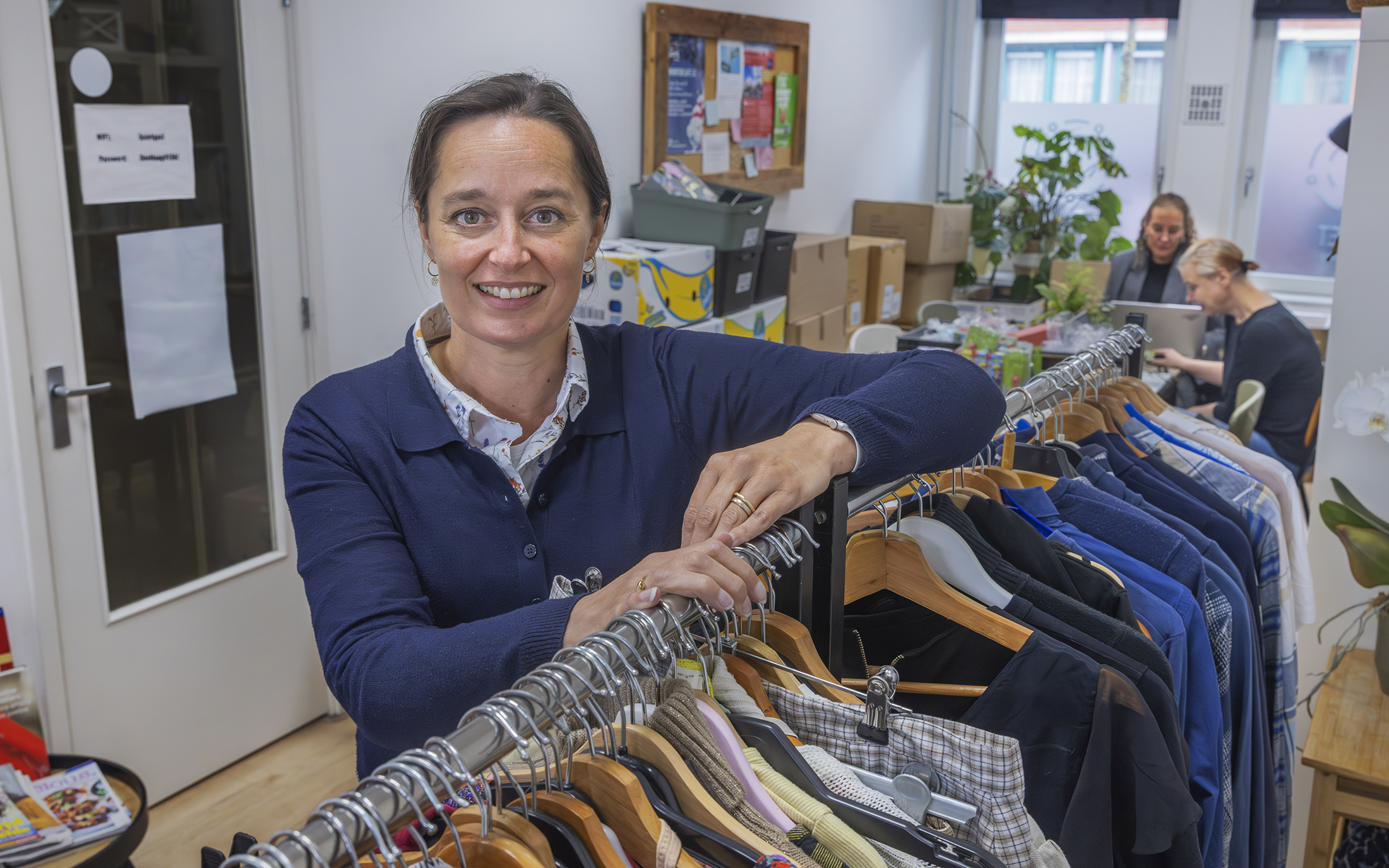 Tine geeft mooi salaris op om mensen in armoede te helpen: ‘Tegen ...