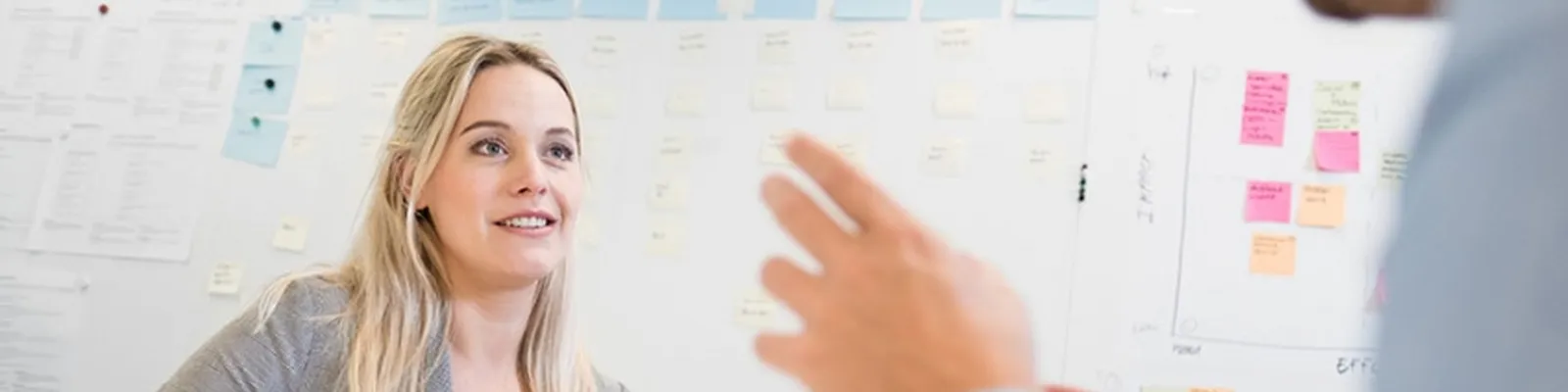 8 tips om je jaarcontract te overleven | Nationale Vacaturebank