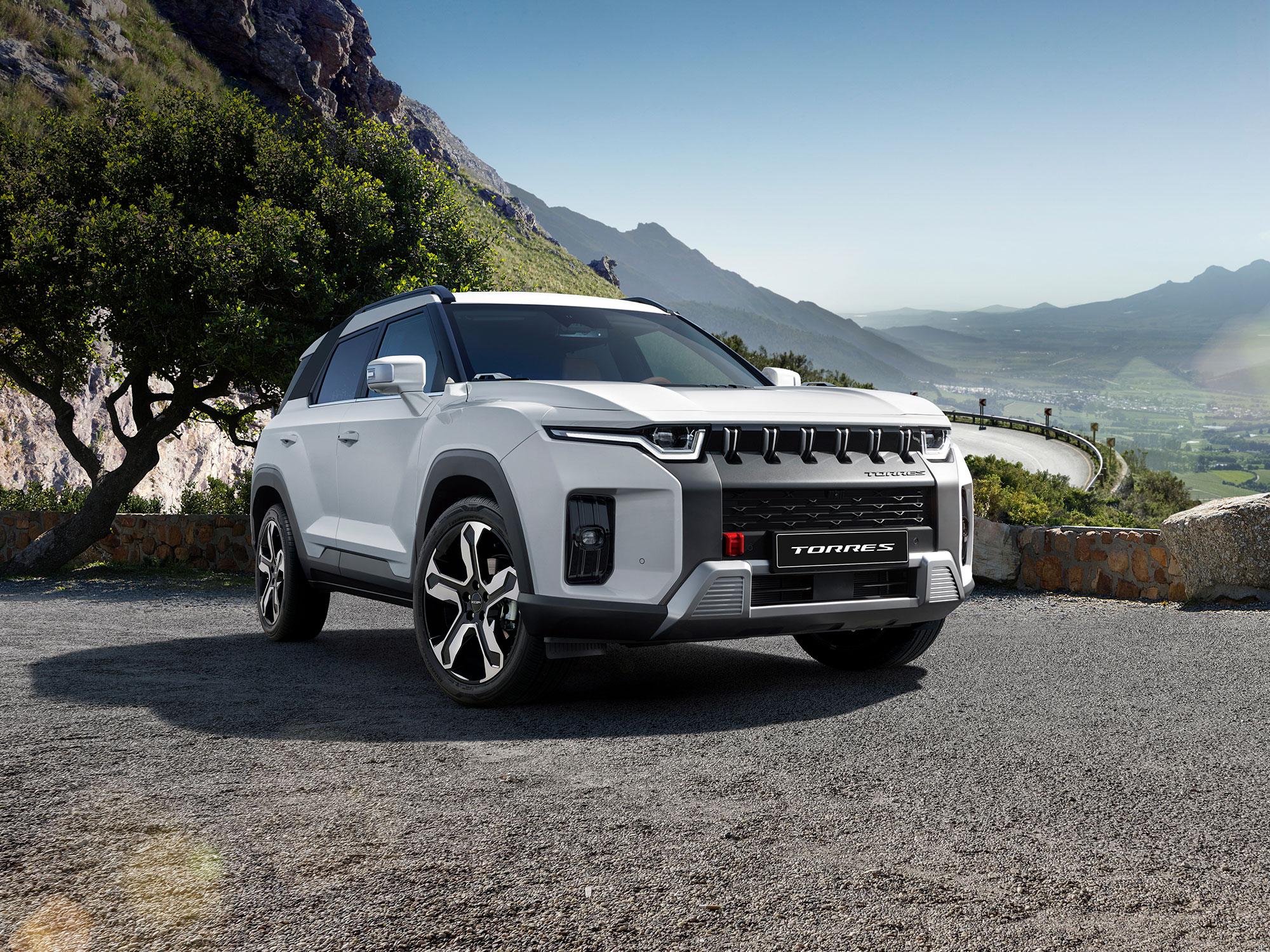 Torres Hybrid, Hybride zoals het leven | KGM