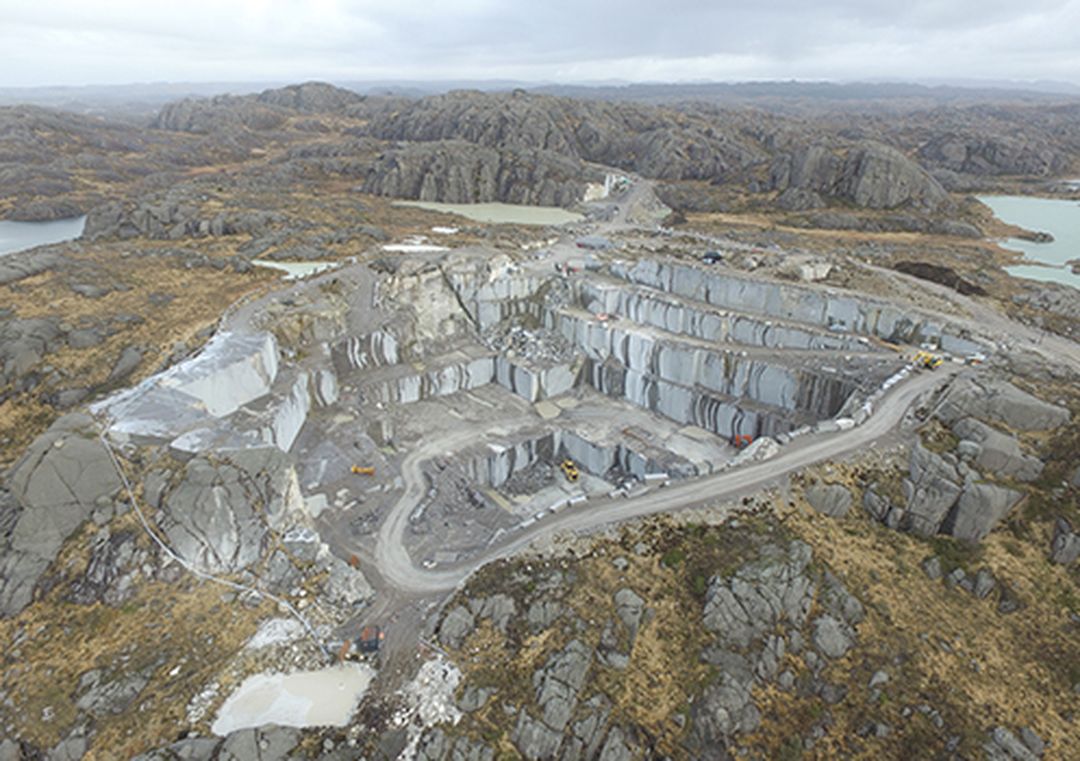 Larvik Granite quarries Norway - Blue Pearl - Silver Pearl