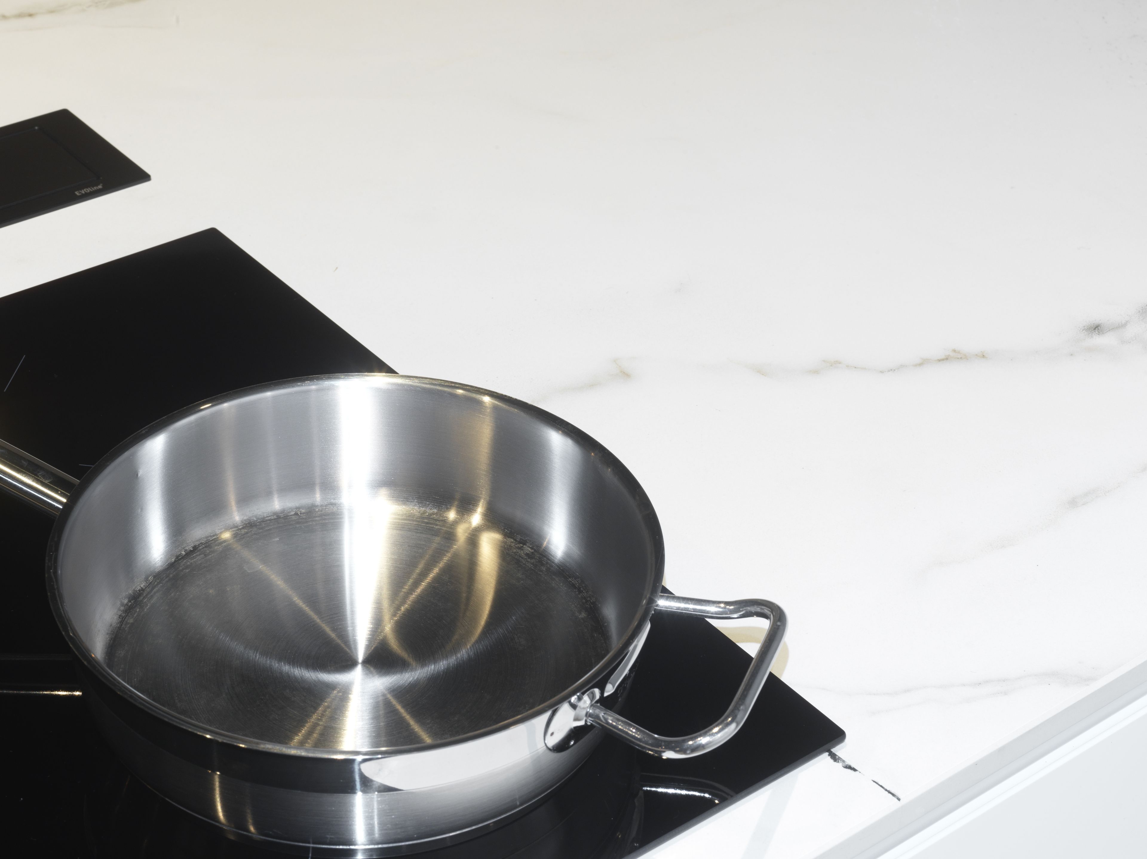 Uniceramica® ceramic slabs - worktops & wall cladding