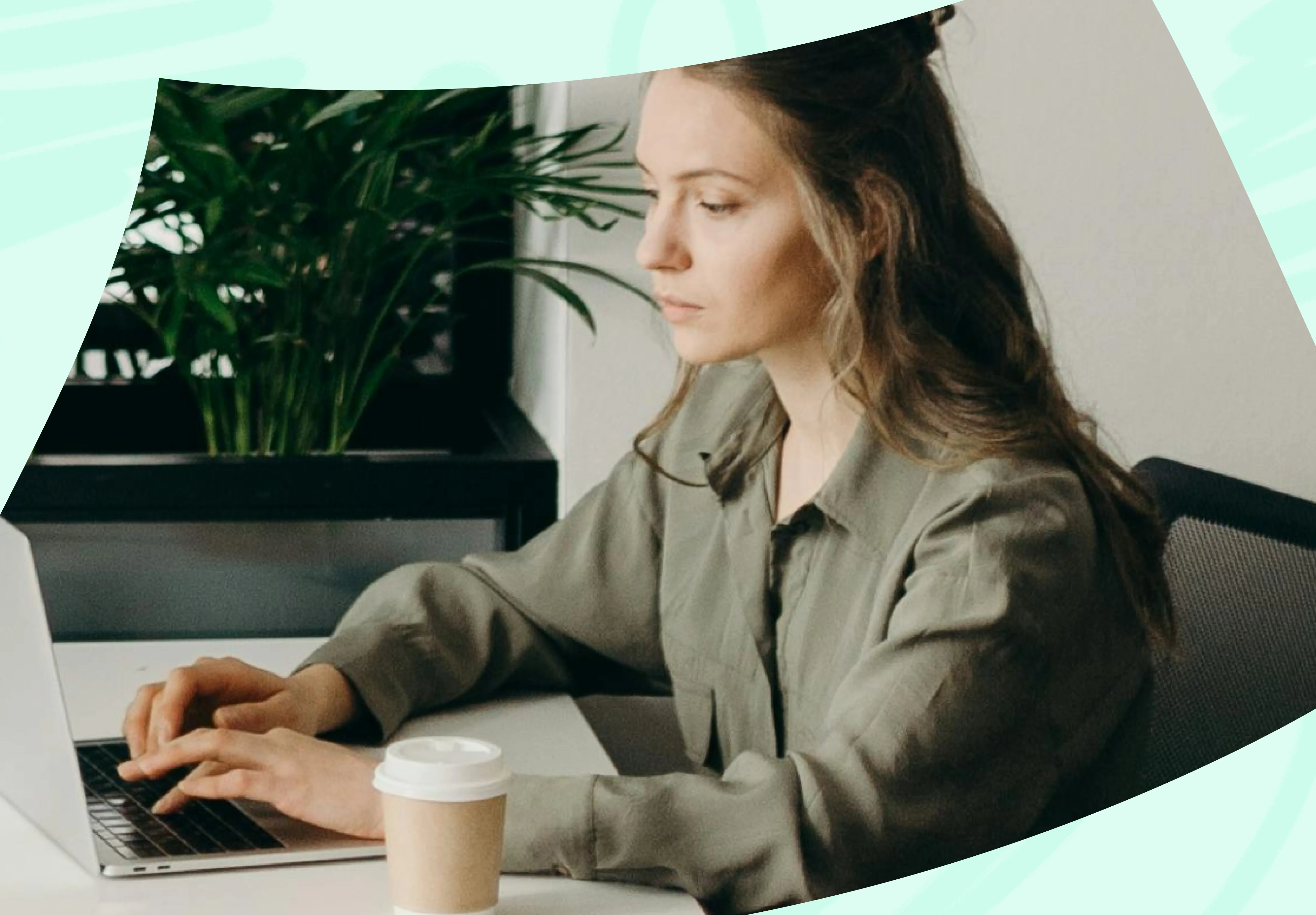 What is a semi-structured interview for user research? | Lyssna