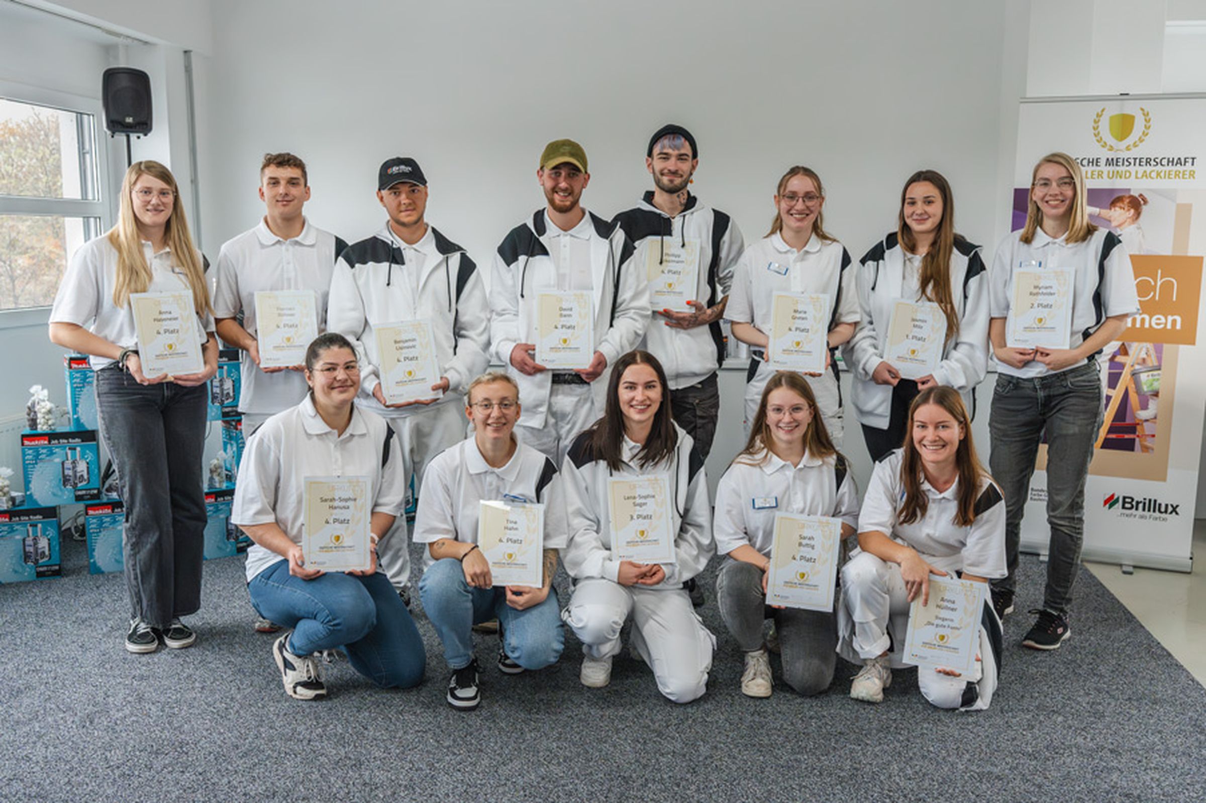 Kick-off meets Kreativität: Maler Nationalteam blickt auf erfolgreiches Jahr zurück und startet ...