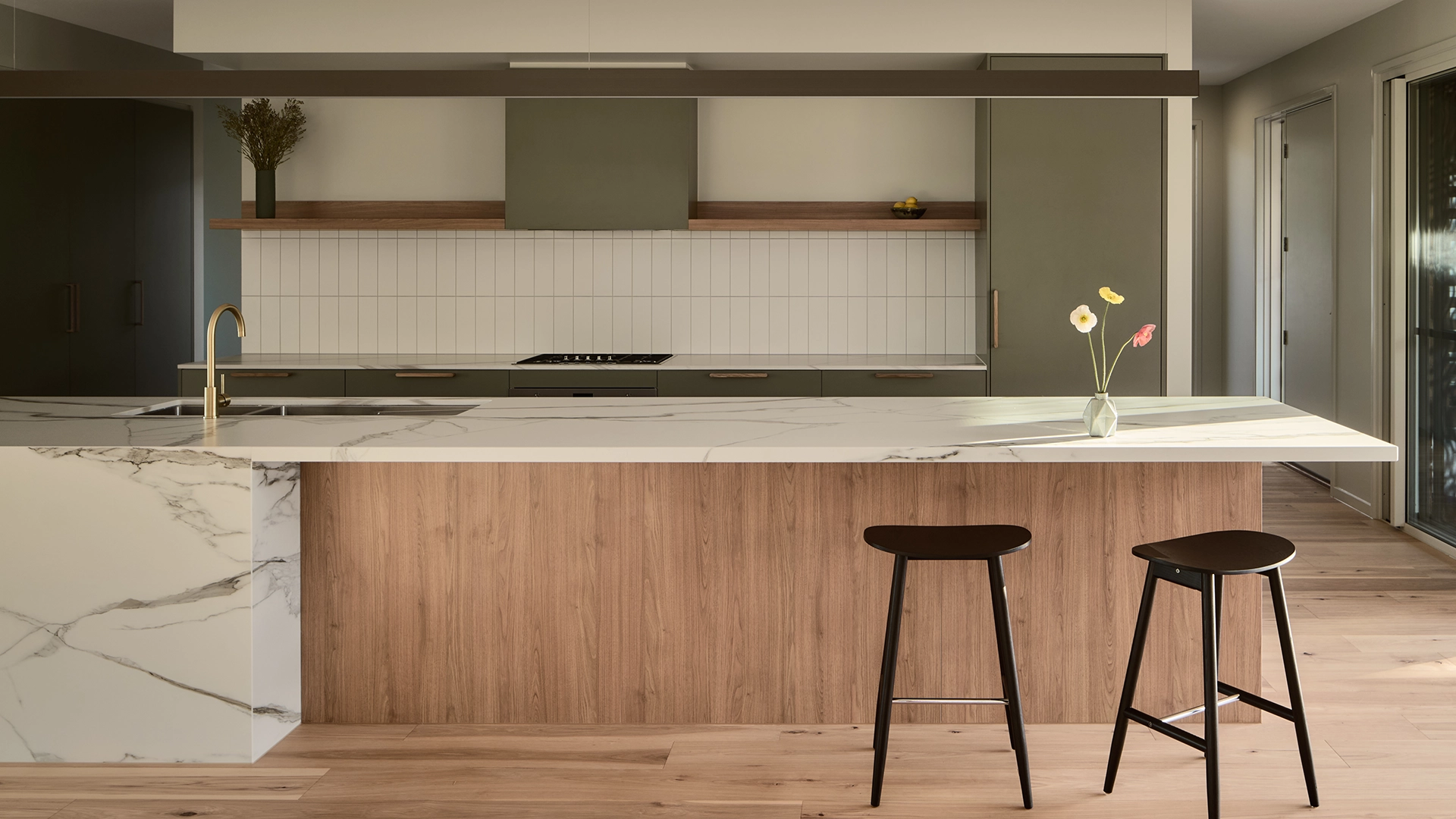 Calacatta Oro delivers quality and sophistication in QLD home | Smartstone