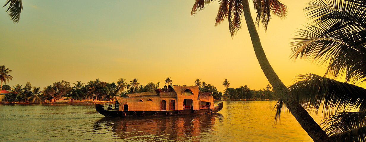Spice Routes Houseboat - Discover Kerala