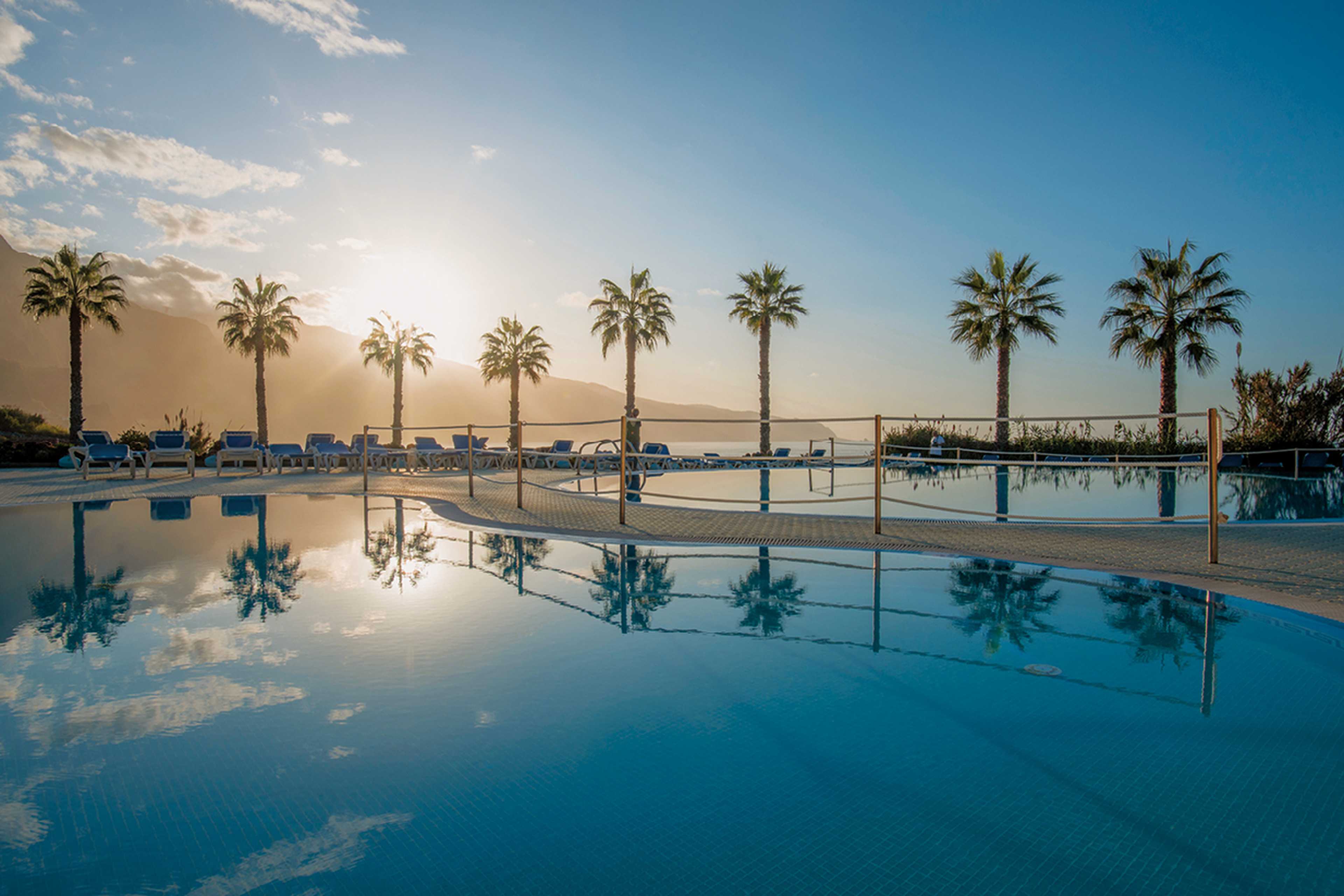 Last-Minute Holidays & Late Deals | Saga Holidays