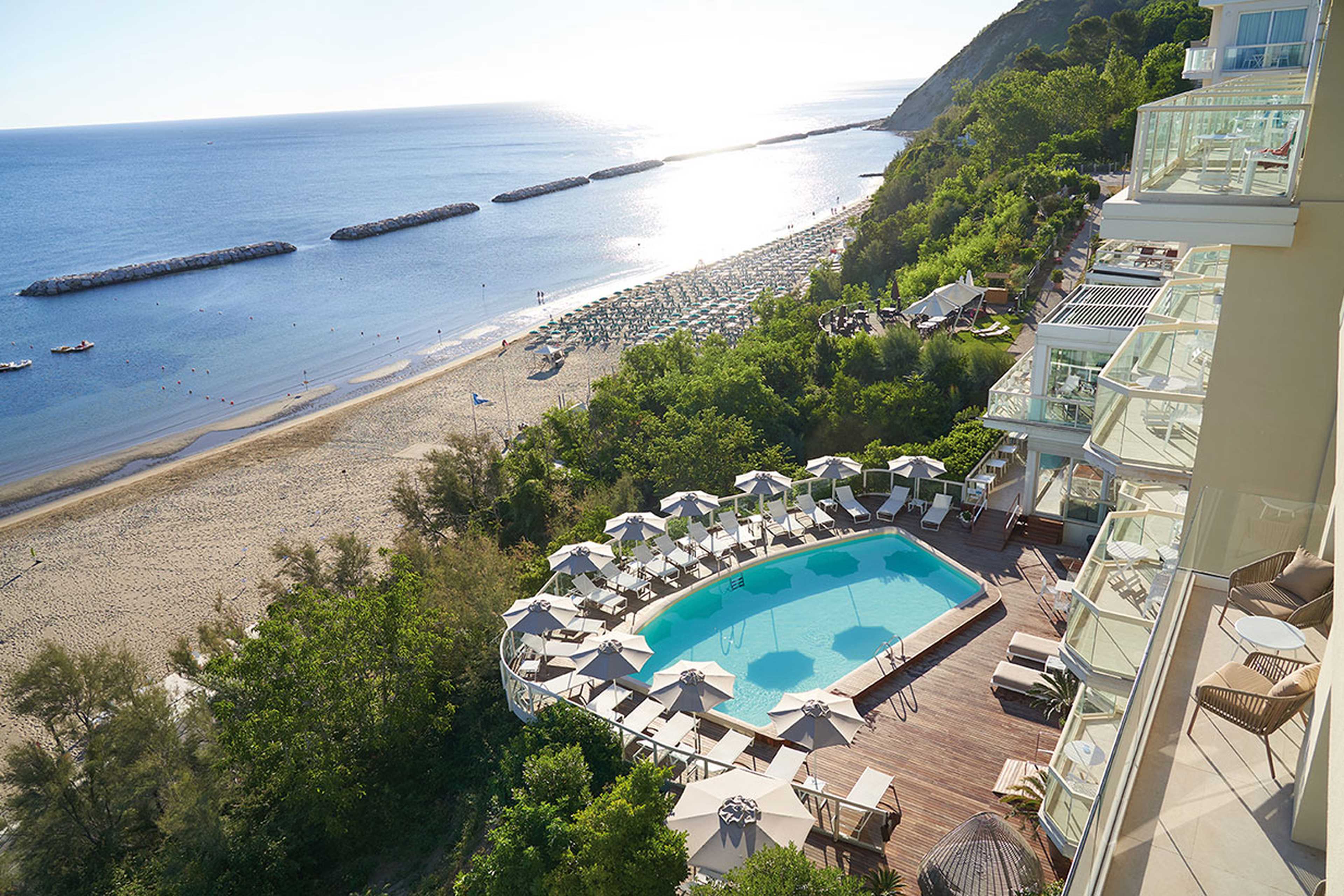 Last-Minute Holidays & Late Deals | Saga Holidays