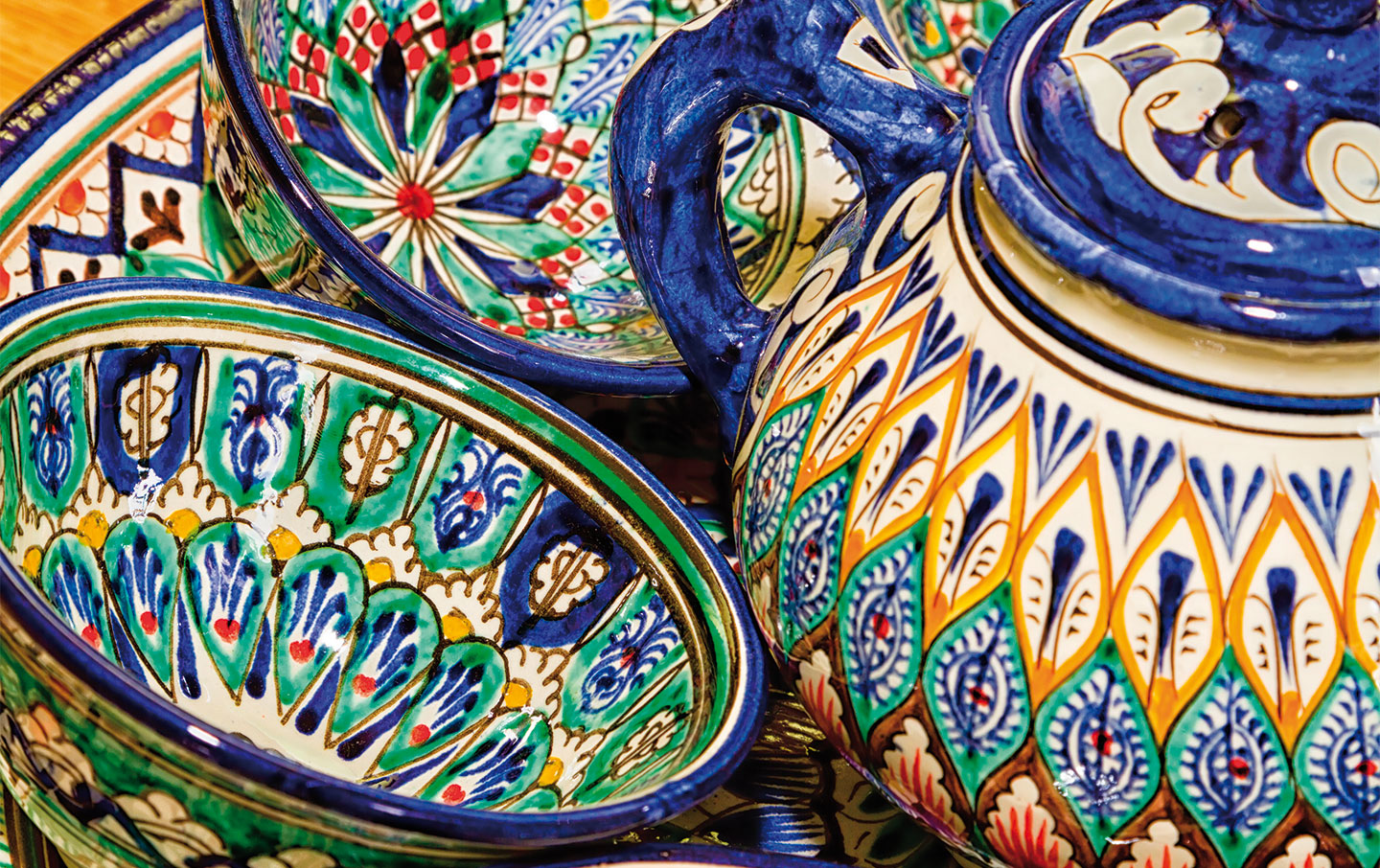 Silk Road arts and crafts: the textiles and ceramics of Central Asia