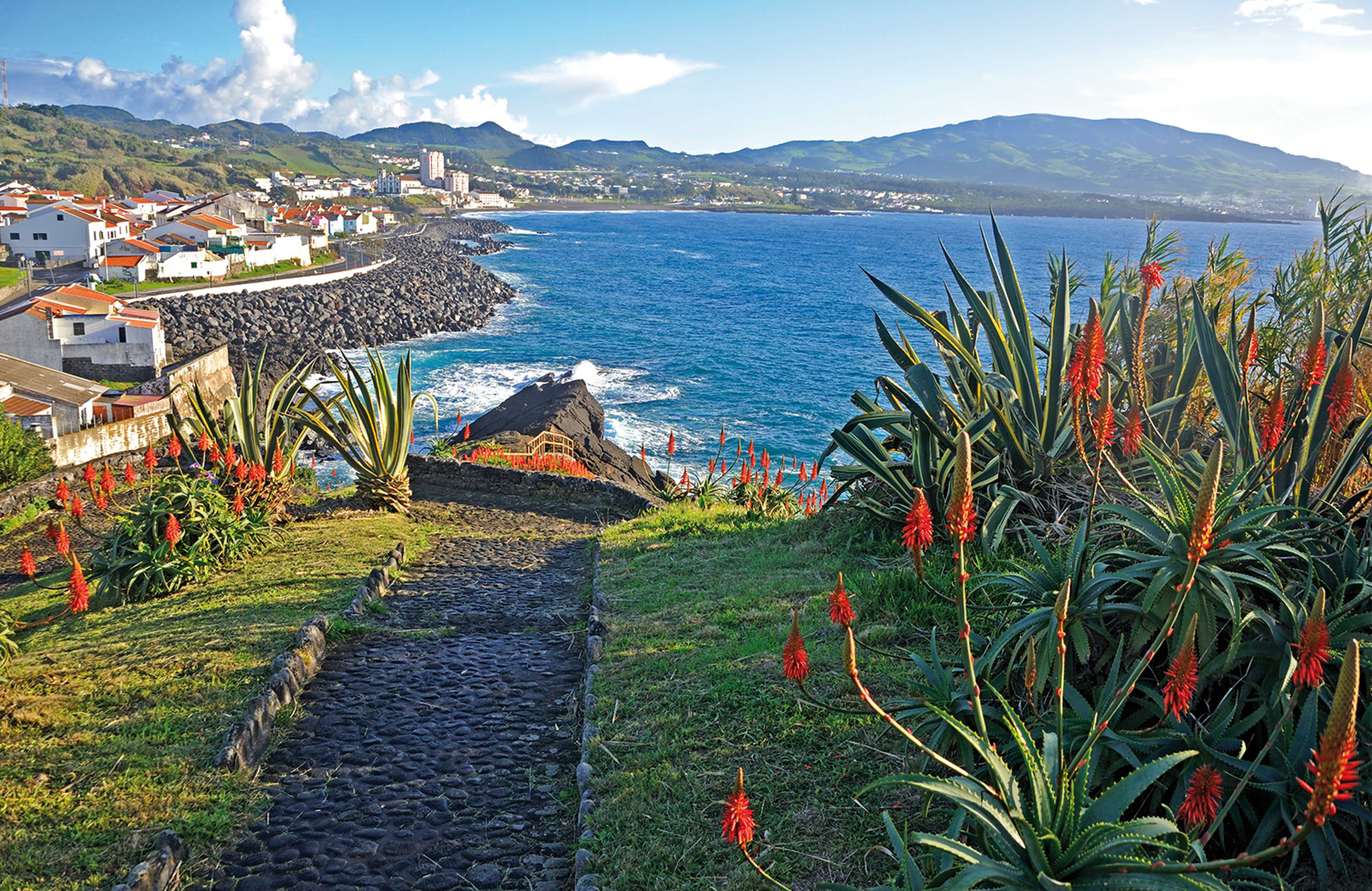 Unique Azores - An Island Hopping Adventure