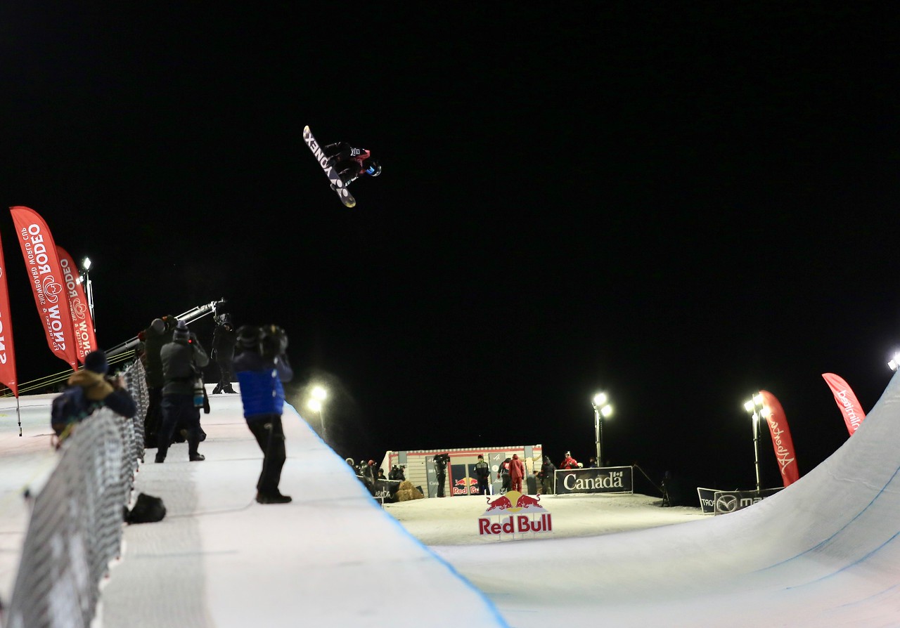 FIS | Surreal, thrilling end to halfpipe World Cup season