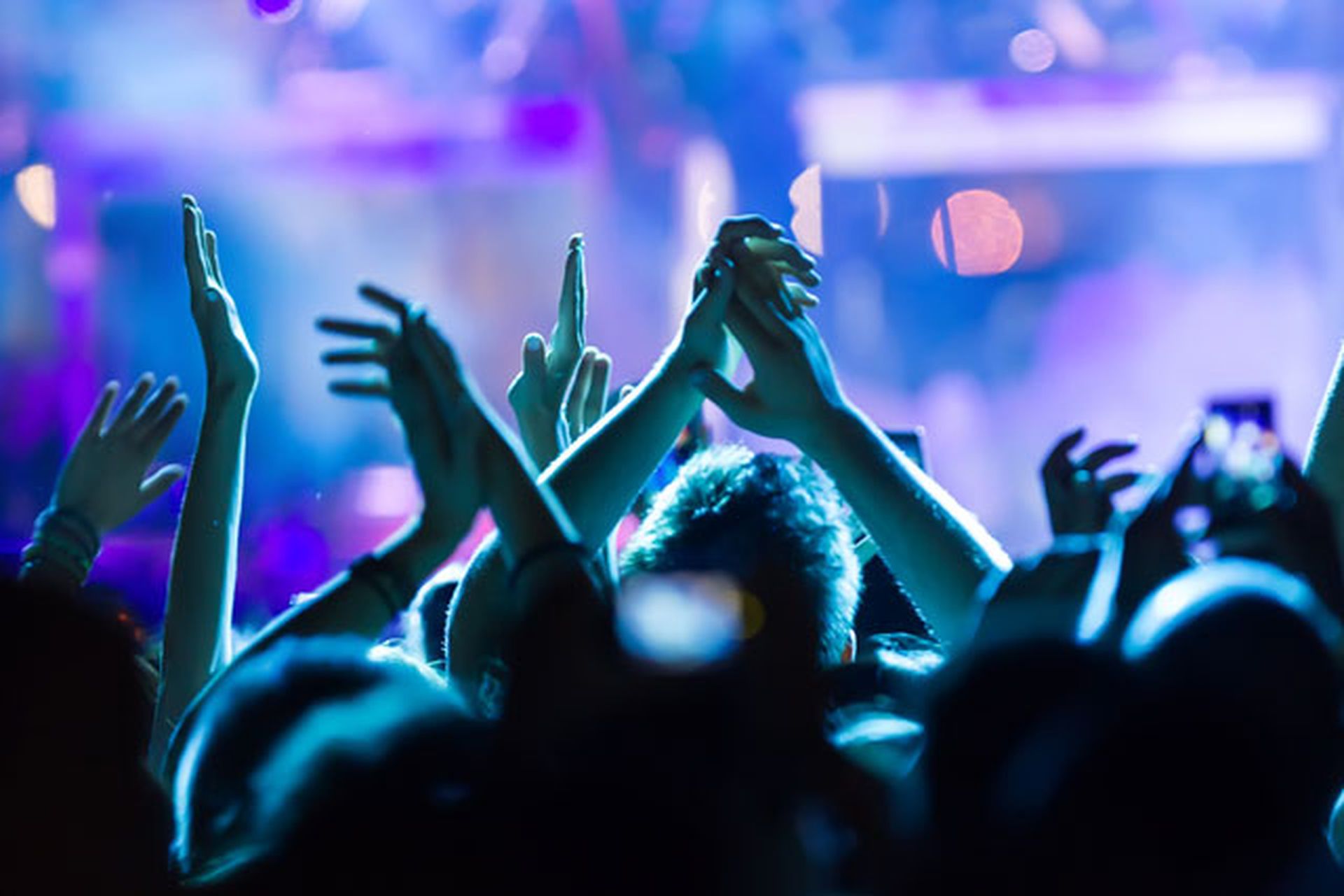 Upgrade Early, Save Money & Get The Latest Phones | Refresh | O2