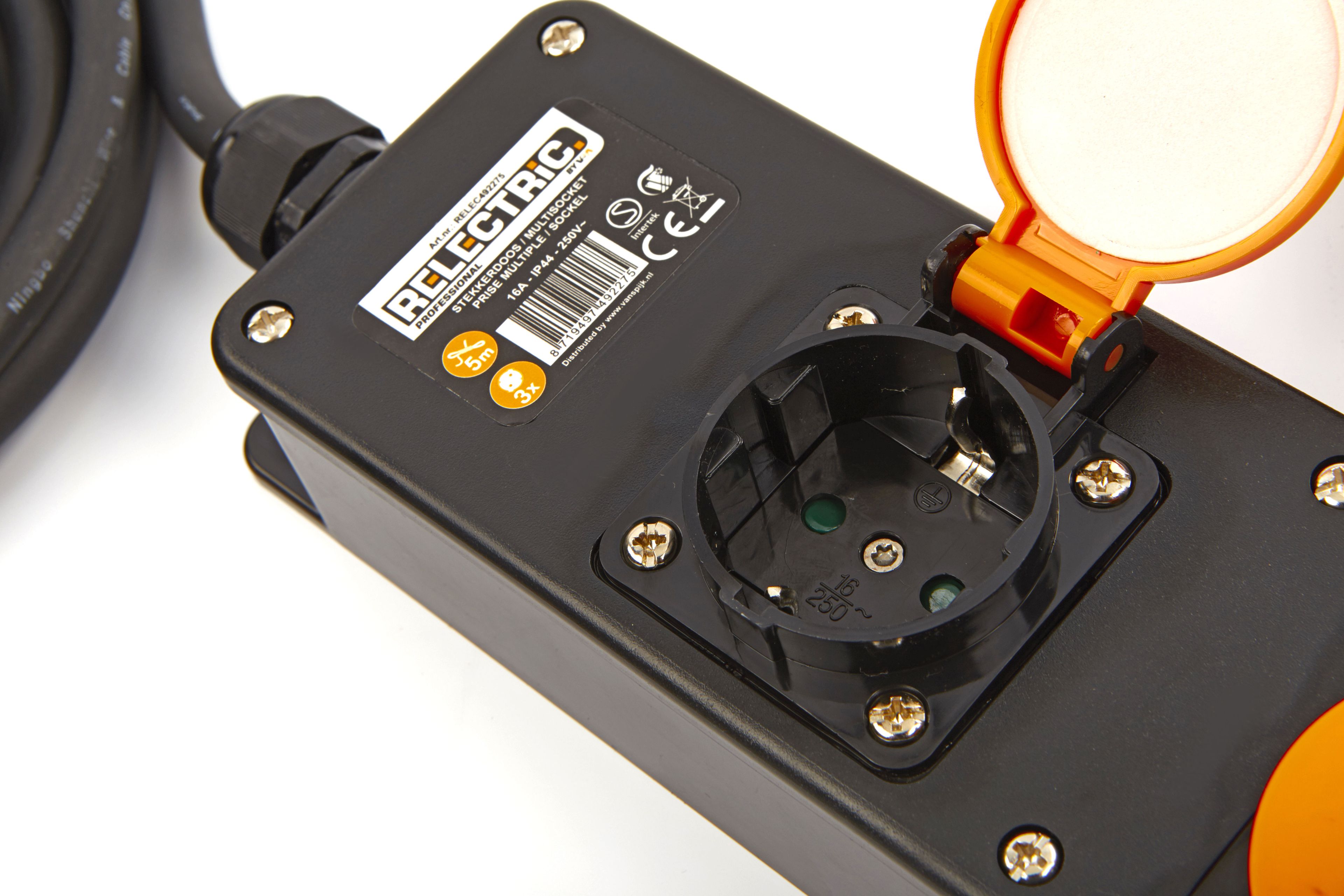 Relectric Professional IP44-Steckdose mit ... | HBM Machines