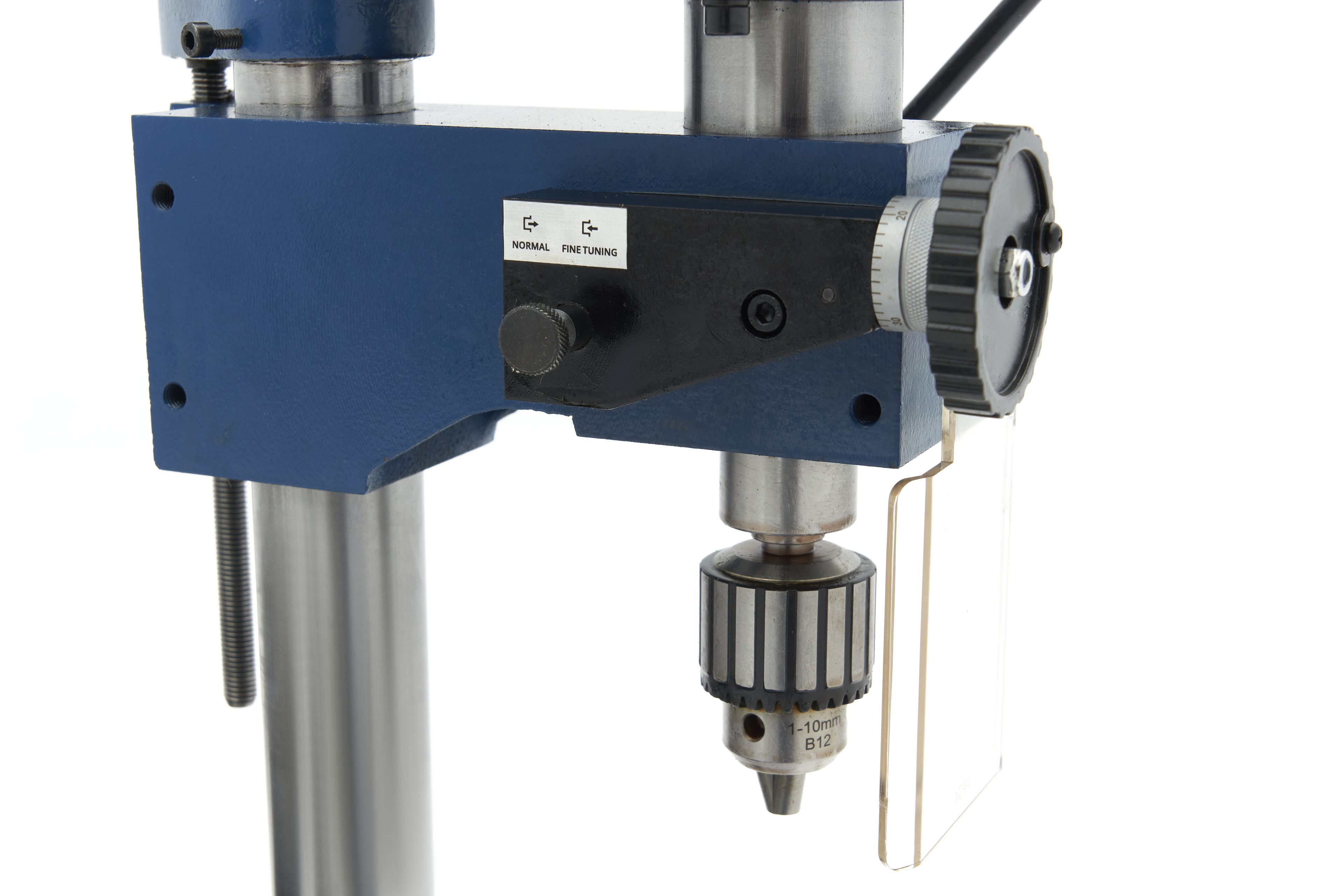 HBM metaaldraaibank compact met boorkop 14... | HBM Machines