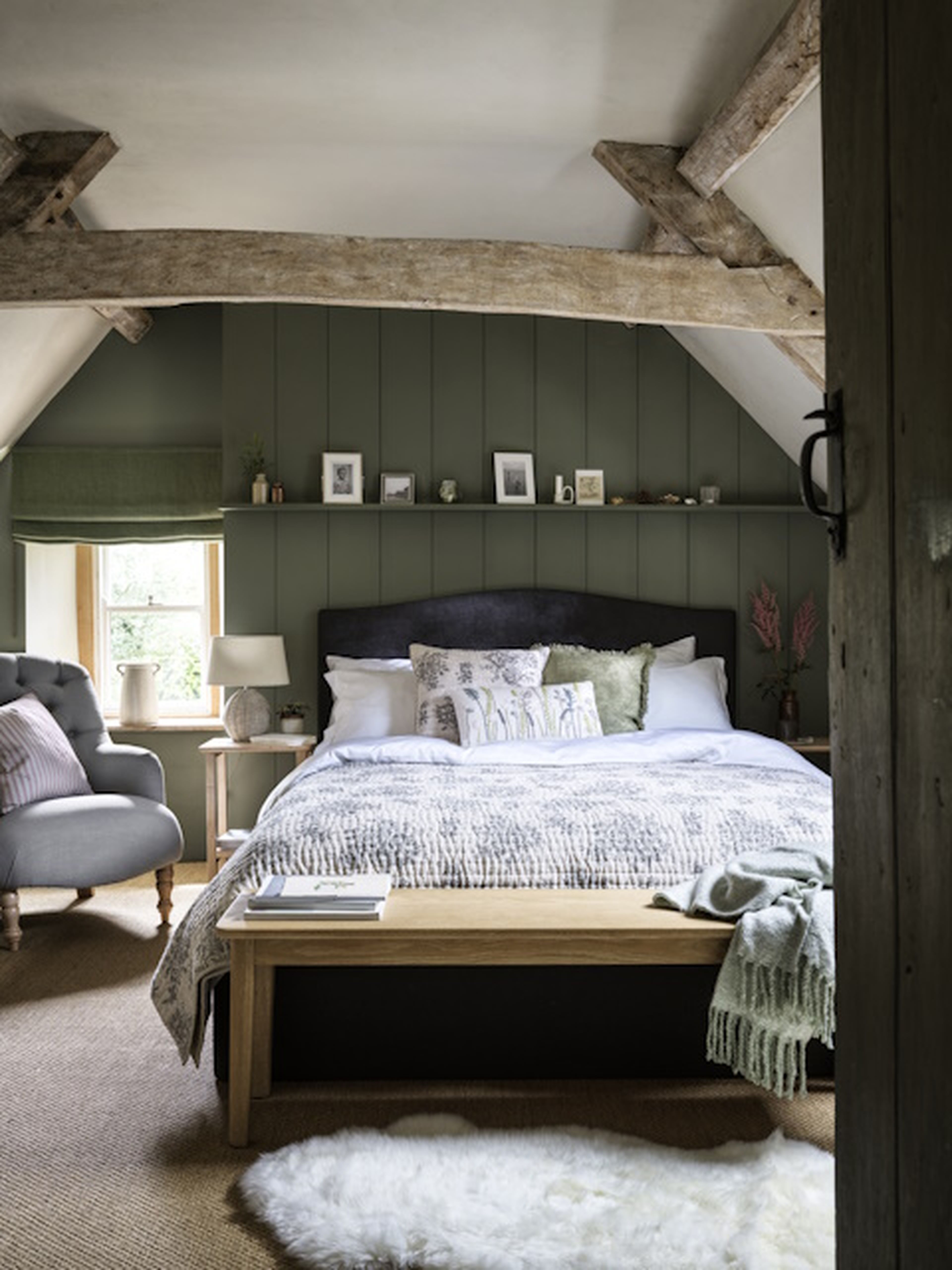 Furniture Store & Outlet Finder | The Cotswold Company