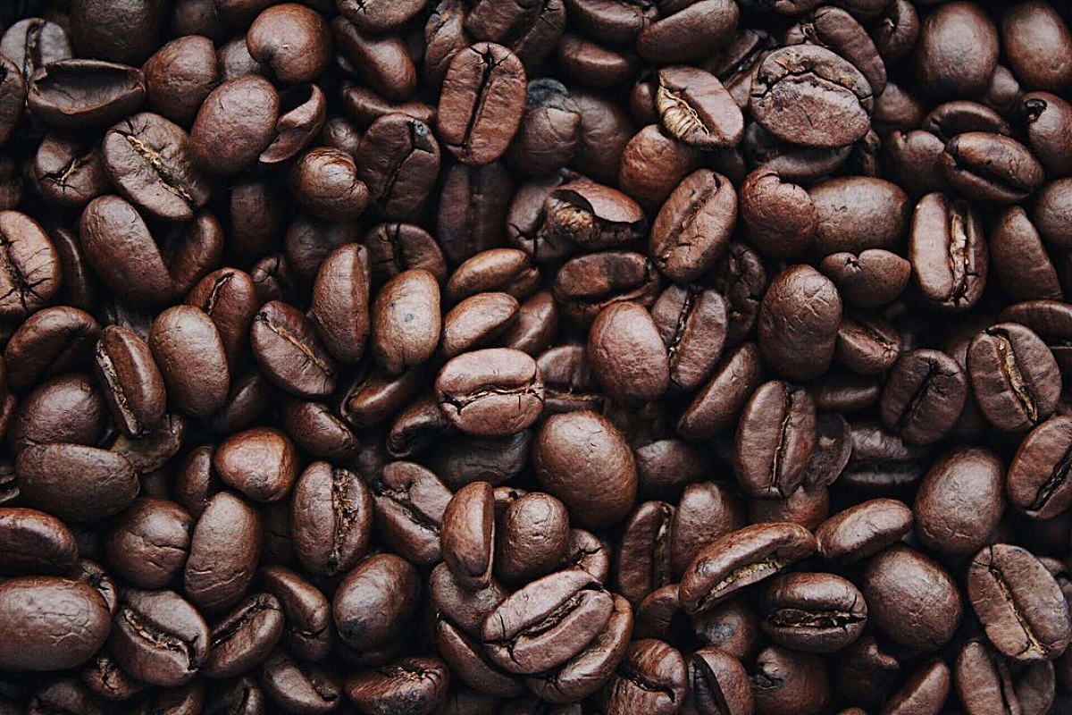 How to invest in coffee (what are the best coffee stocks?) | Unbiased