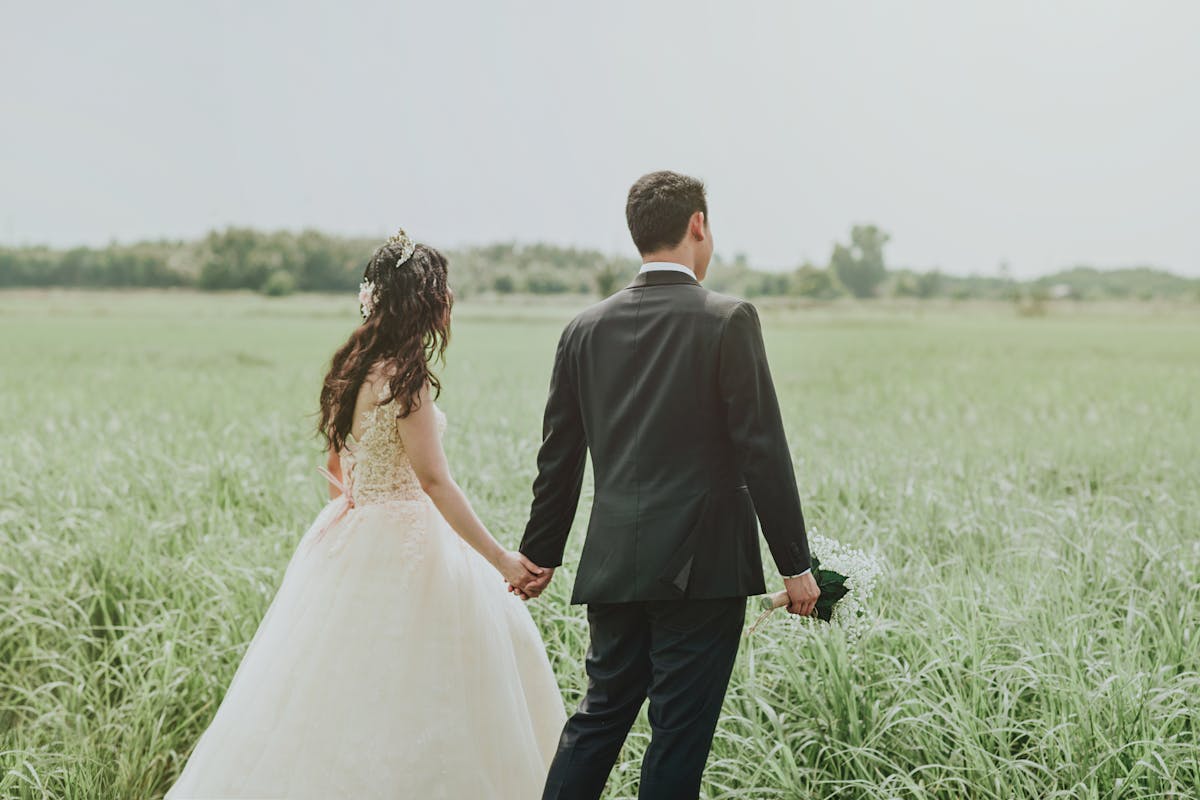 Wedding public liability insurance: do I need a policy? | Unbiased