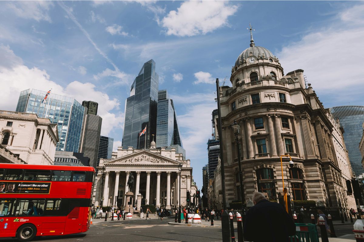 Interest rates cut to 4.25%: how it’ll potentially impact your finances ...