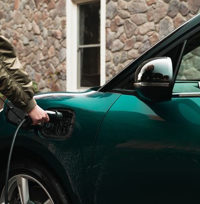 Charging Station - Convenient Charging for Electric Vehicles | GWM